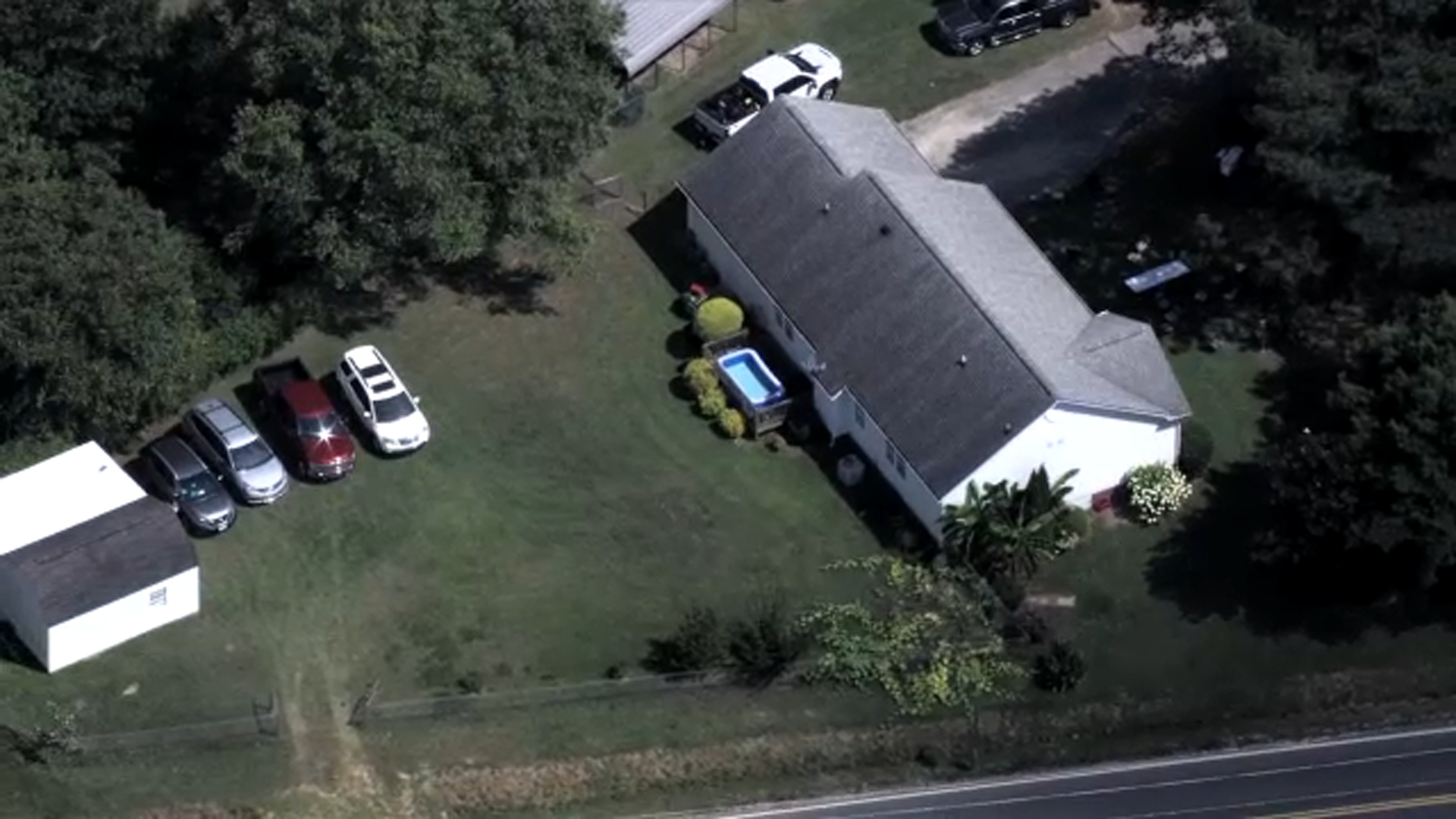 Couple, Mexican restaurant owners found dead in apparent murder-suicide ...