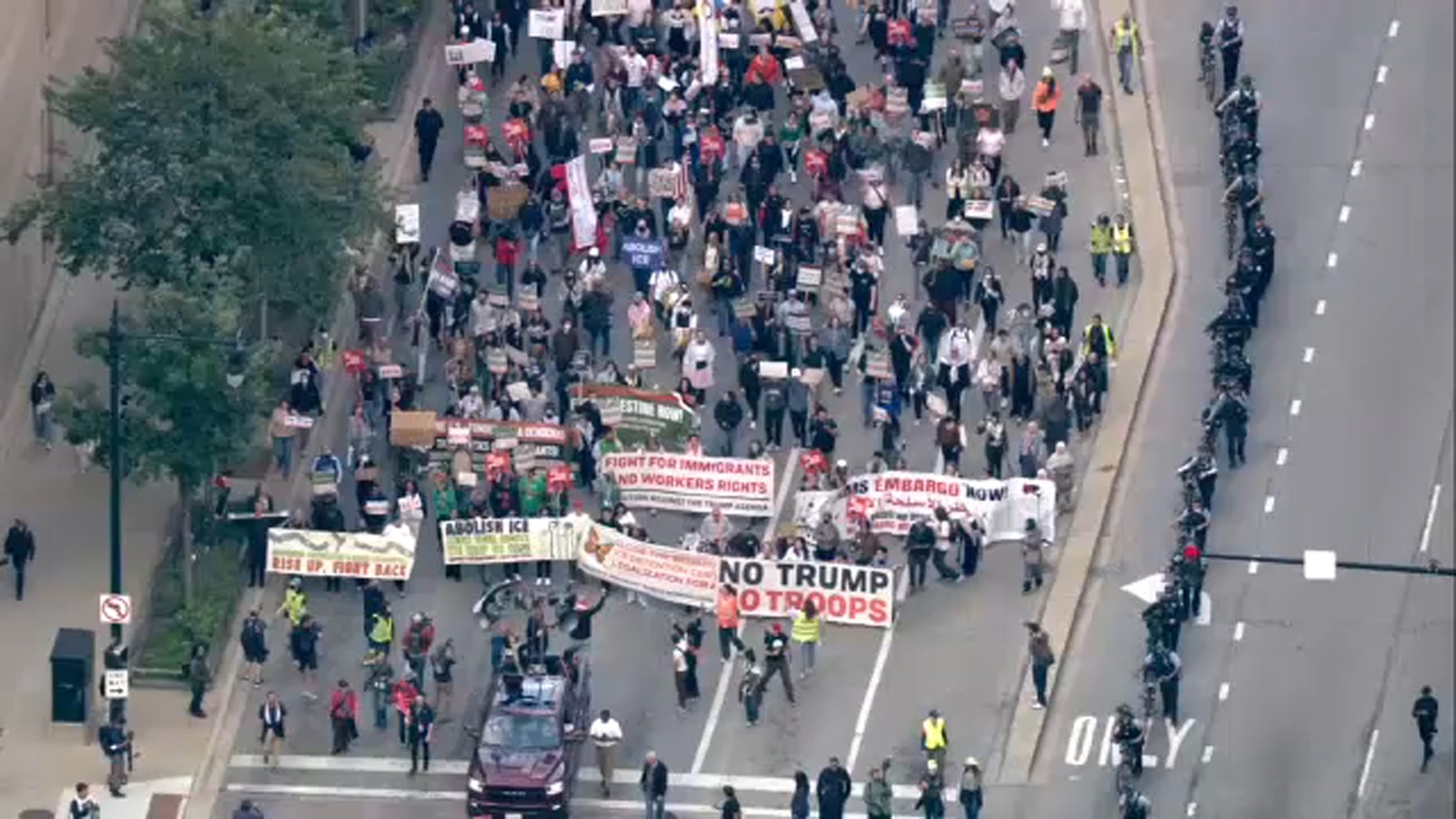 ICE Chicago: Immigration raid efforts could ramp up Saturday as agents ...