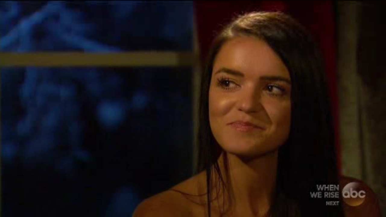 Raven Wants More Than A Rose From Nick On The Bachelor On Their Fantasy Date Abc13 Houston