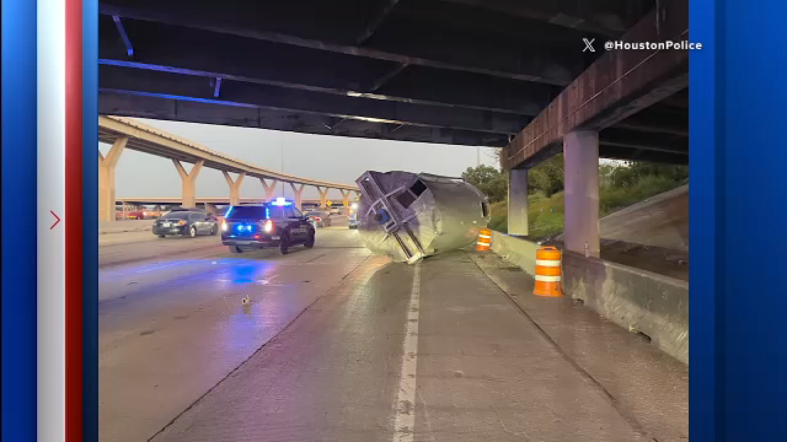Houston Avenue Bridge above I-10 Katy Freeway hit by 18-wheeler, TxDOT ...