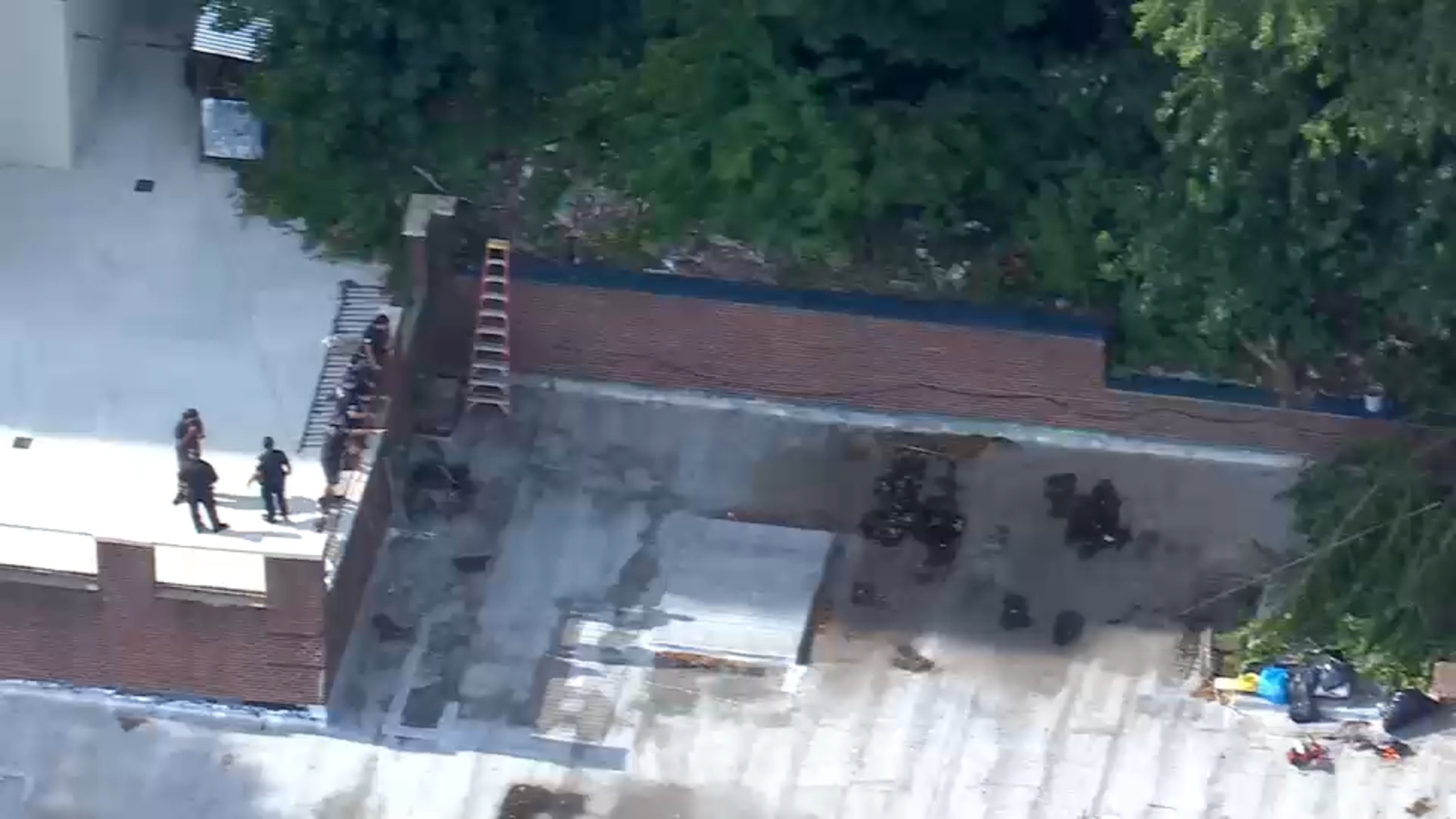 Parapet wall collapses on worker in Cypress Hills, Brooklyn, killing ...