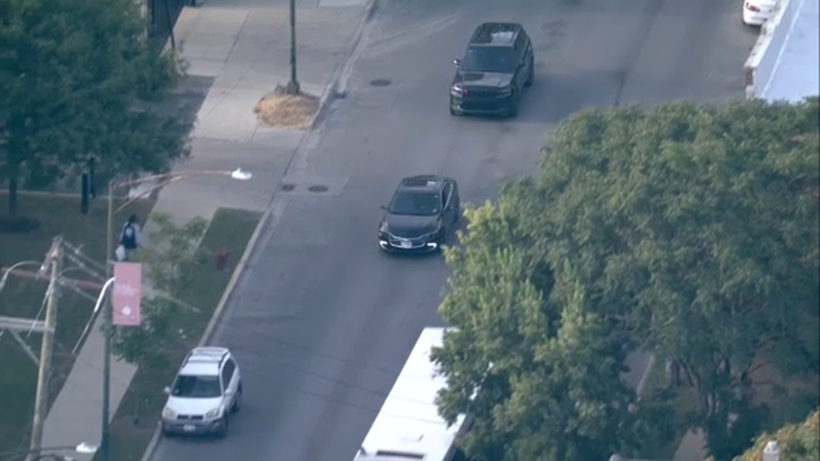 Chicago police chase ends in crash near Central Park Avenue, West ...