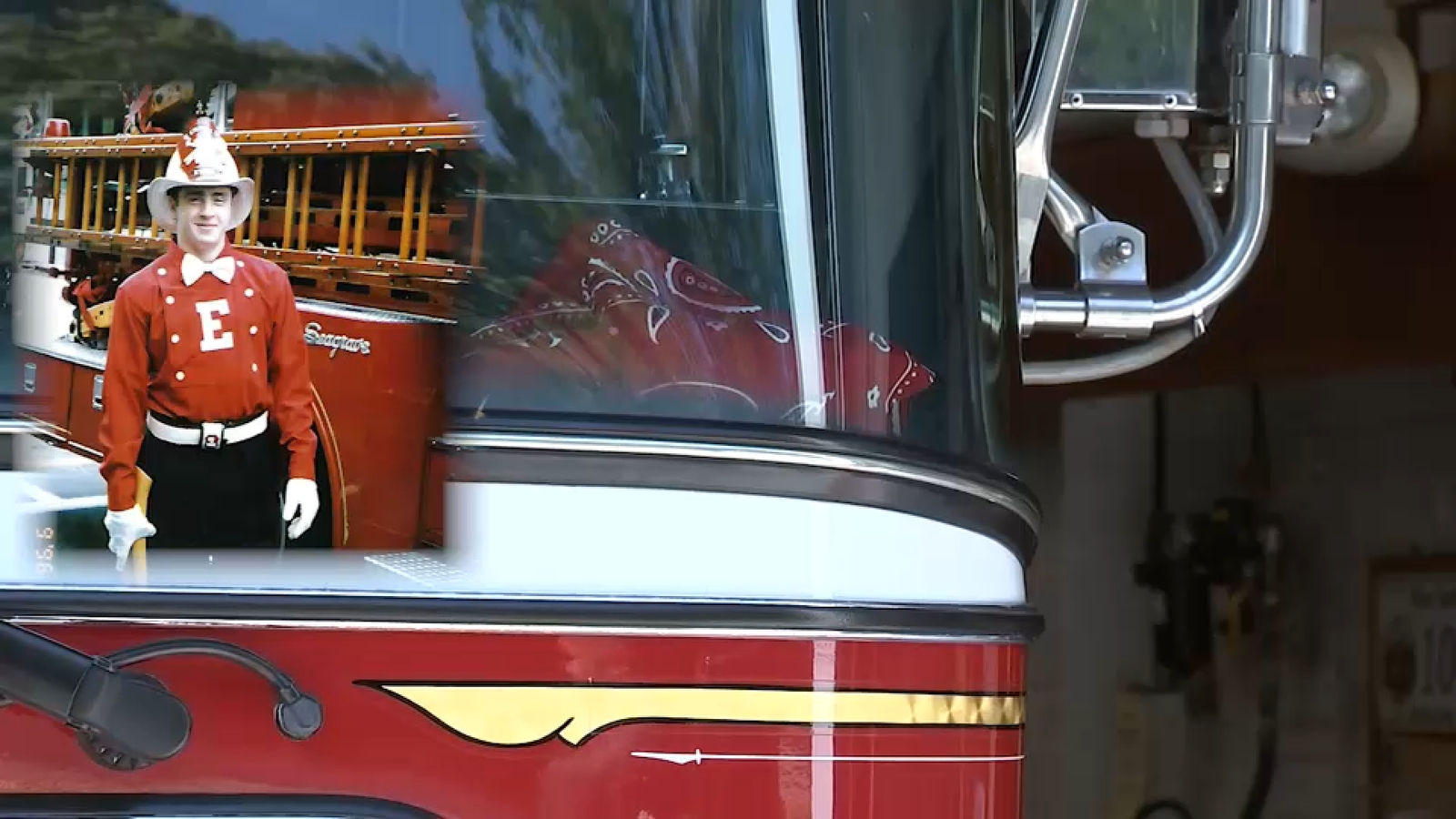 Family honors 9/11 hero Welles Crowther, known as 'the Man in the Red Bandana' - ABC7 New York