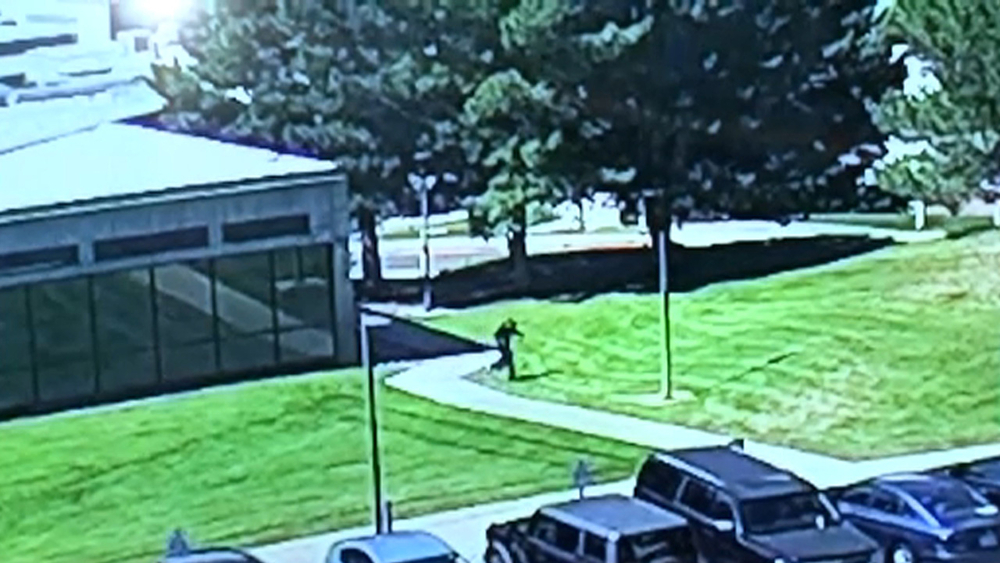 Dallas school shooting today: Suspect in custody after 4 students ...