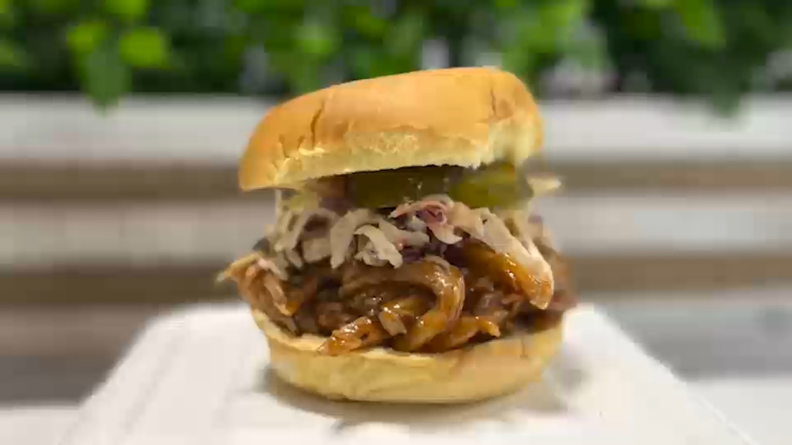 Melba's comes to Grand Central Terminal with a new chicken sandwich | Neighborhood Eats - ABC7 ...