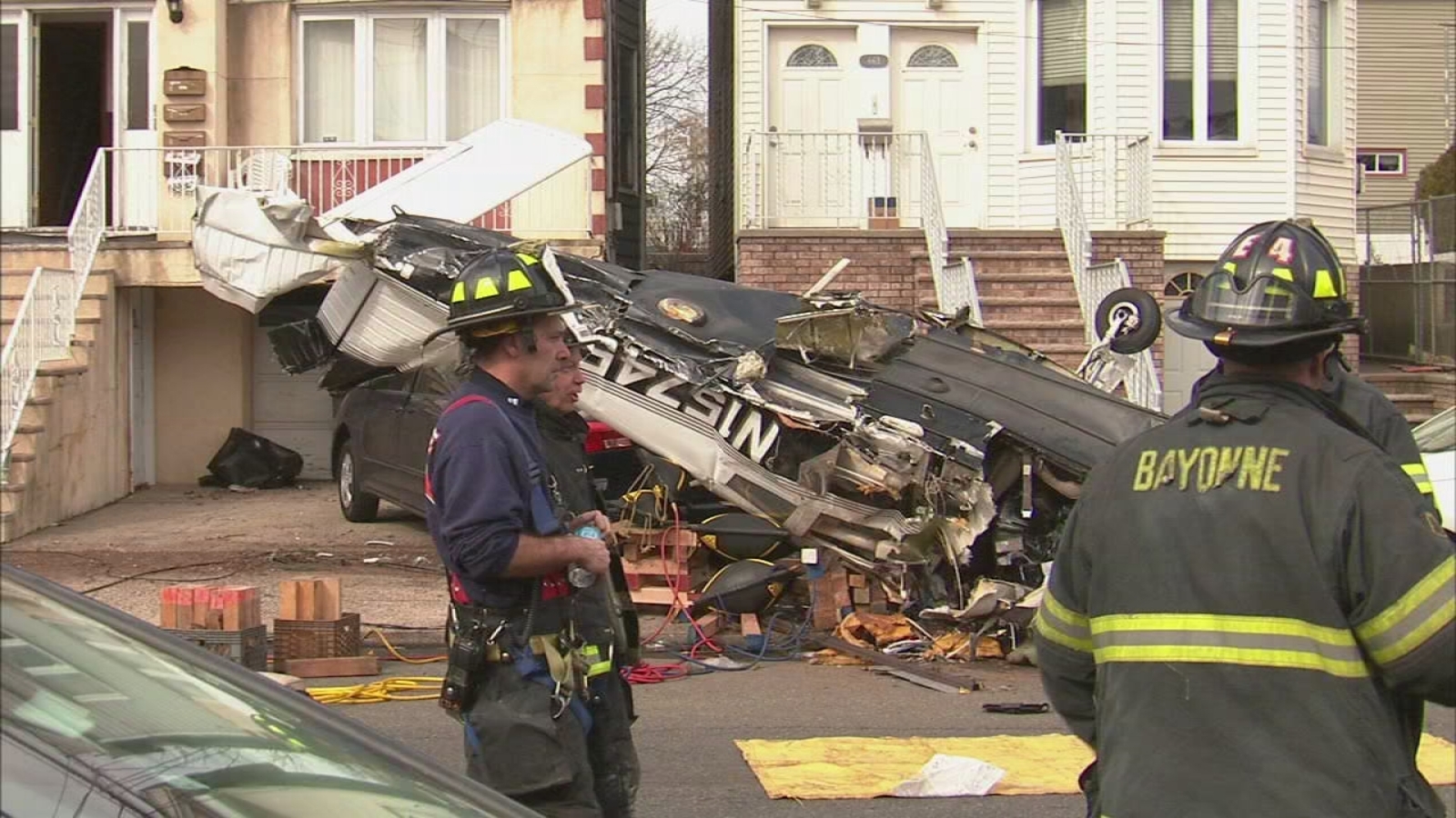 NTSB: Pilot reported losing power shortly before plane crash; 911 calls ...