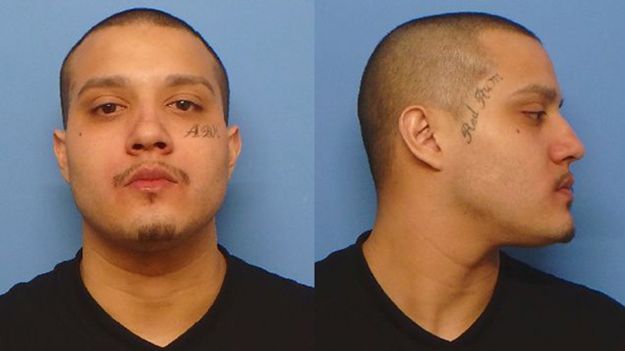 Man charged with stabbing 1, injuring another at Waukegan grocery store ...