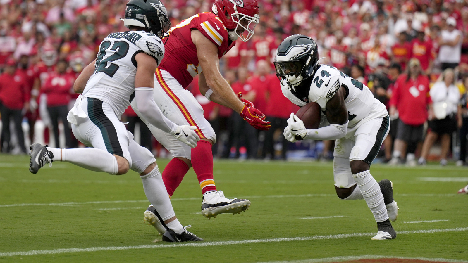 Birds' defense shines in Super Bowl rematch as Philadelphia Eagles beat ...