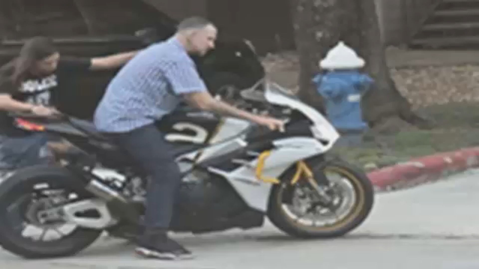 Contact Us: How to reach KTRK-TV, ABC13 Eyewitness News in Houston ...