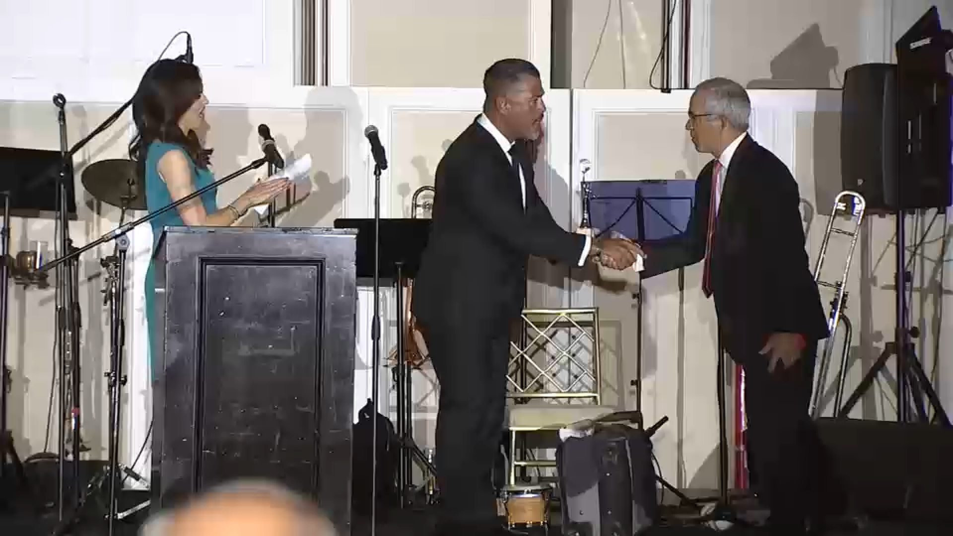 Eyewitness News anchor Joe Torres honored at the 100 Hispanic Women ...