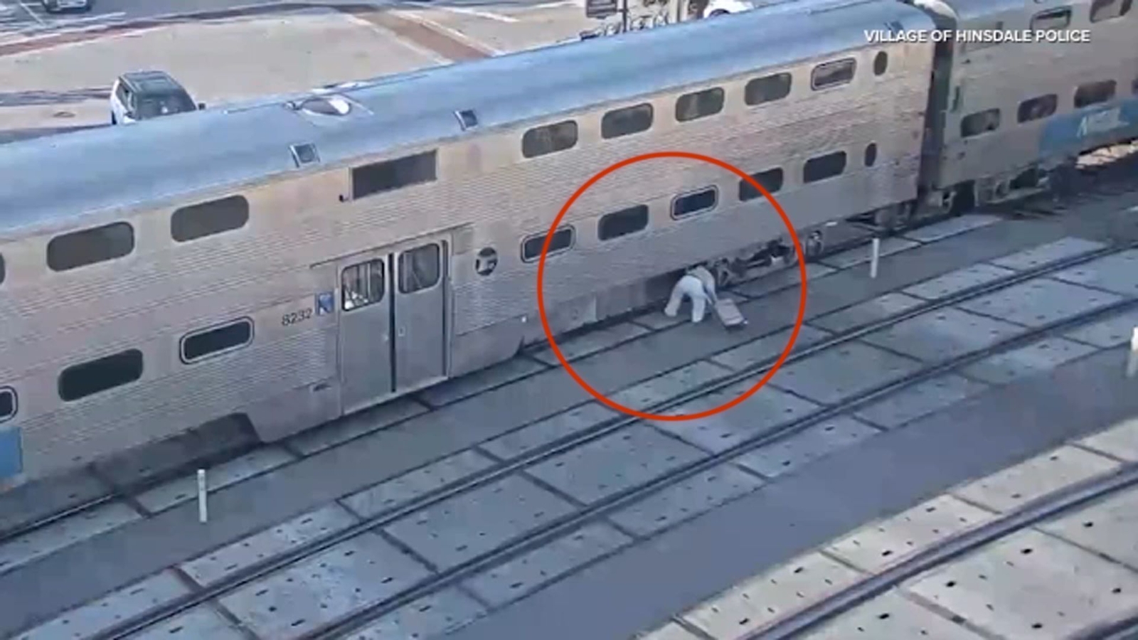 Woman seen crawling under Metra train in Chicago suburb, Hinsdale ...