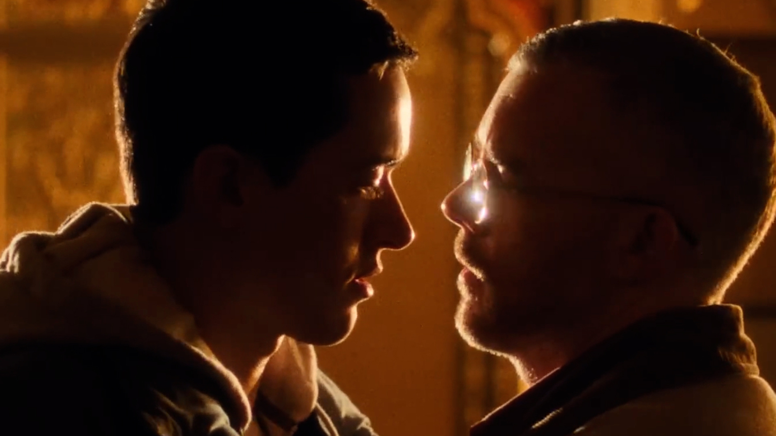 Tom Blyth and Russell Tovey star as lovers in 'Plainclothes,' a ...