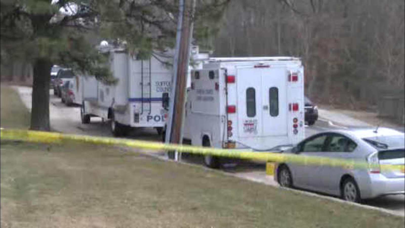 Police investigating after skeletal remains found off hiking trail on ...