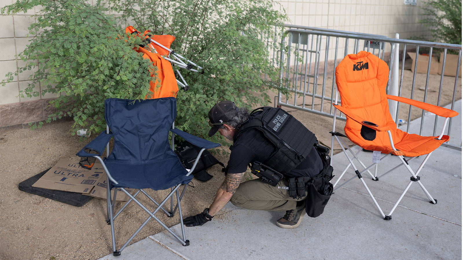 High security as crowds gather at State Farm stadium - ABC7 San Francisco