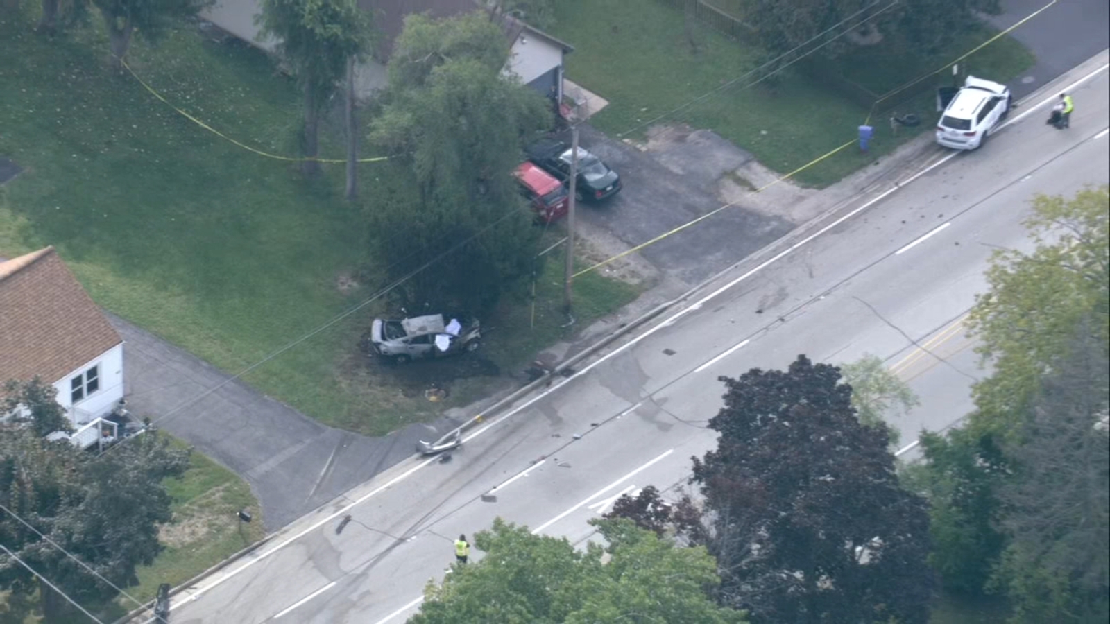 North Chicago car crash: Emergency crews respond to serious two-vehicle collision at Martin ...