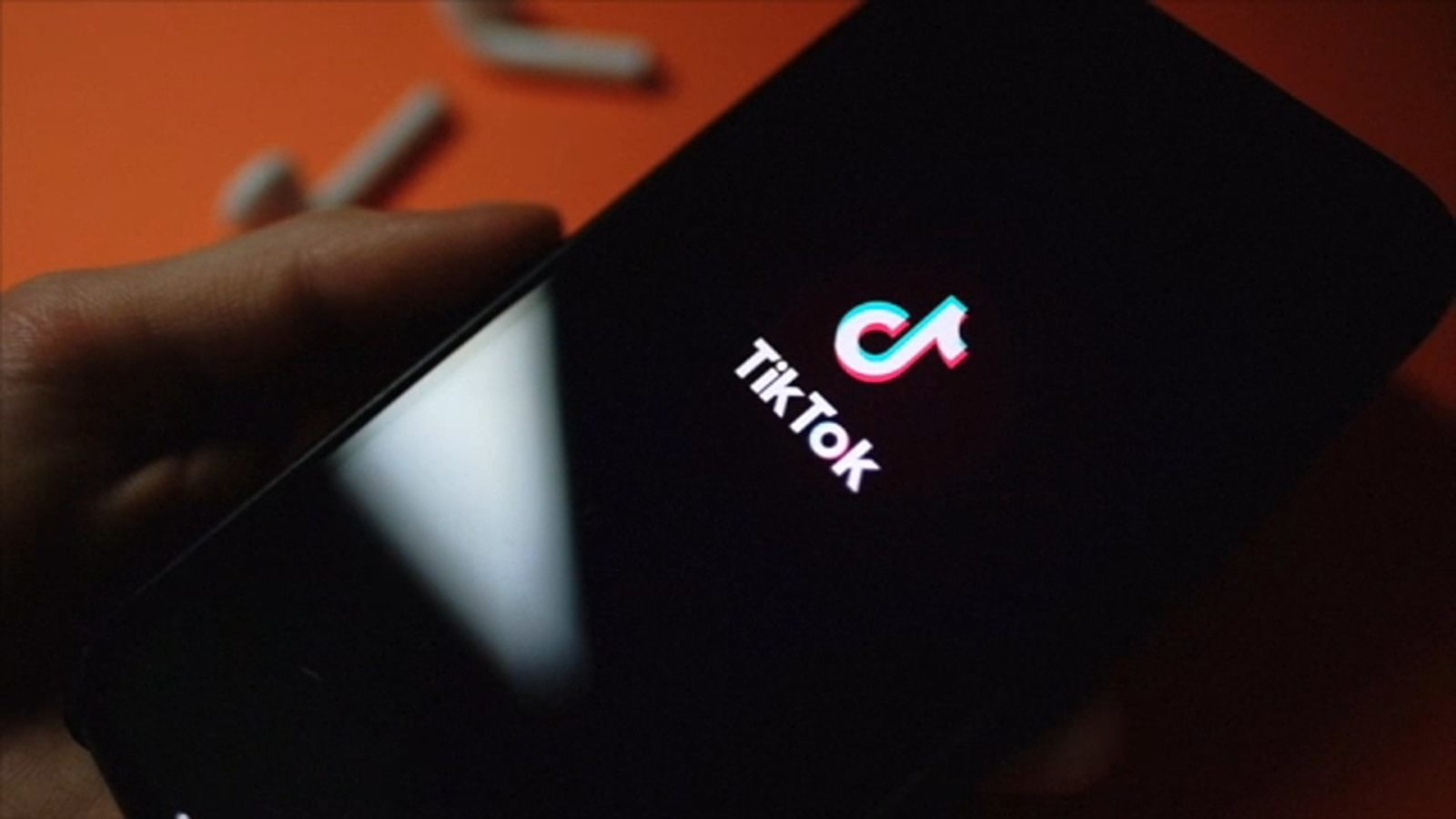 Trump reveals Murdochs and Dell could potentially take part in TikTok ...