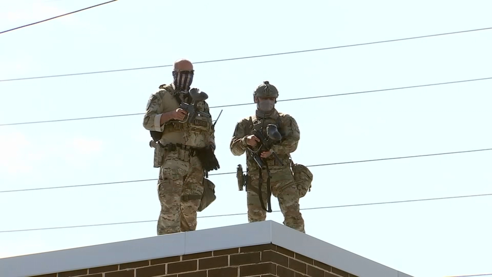 ICE Chicago Operation Midway Blitz: Chaplain calls for calm outside ...