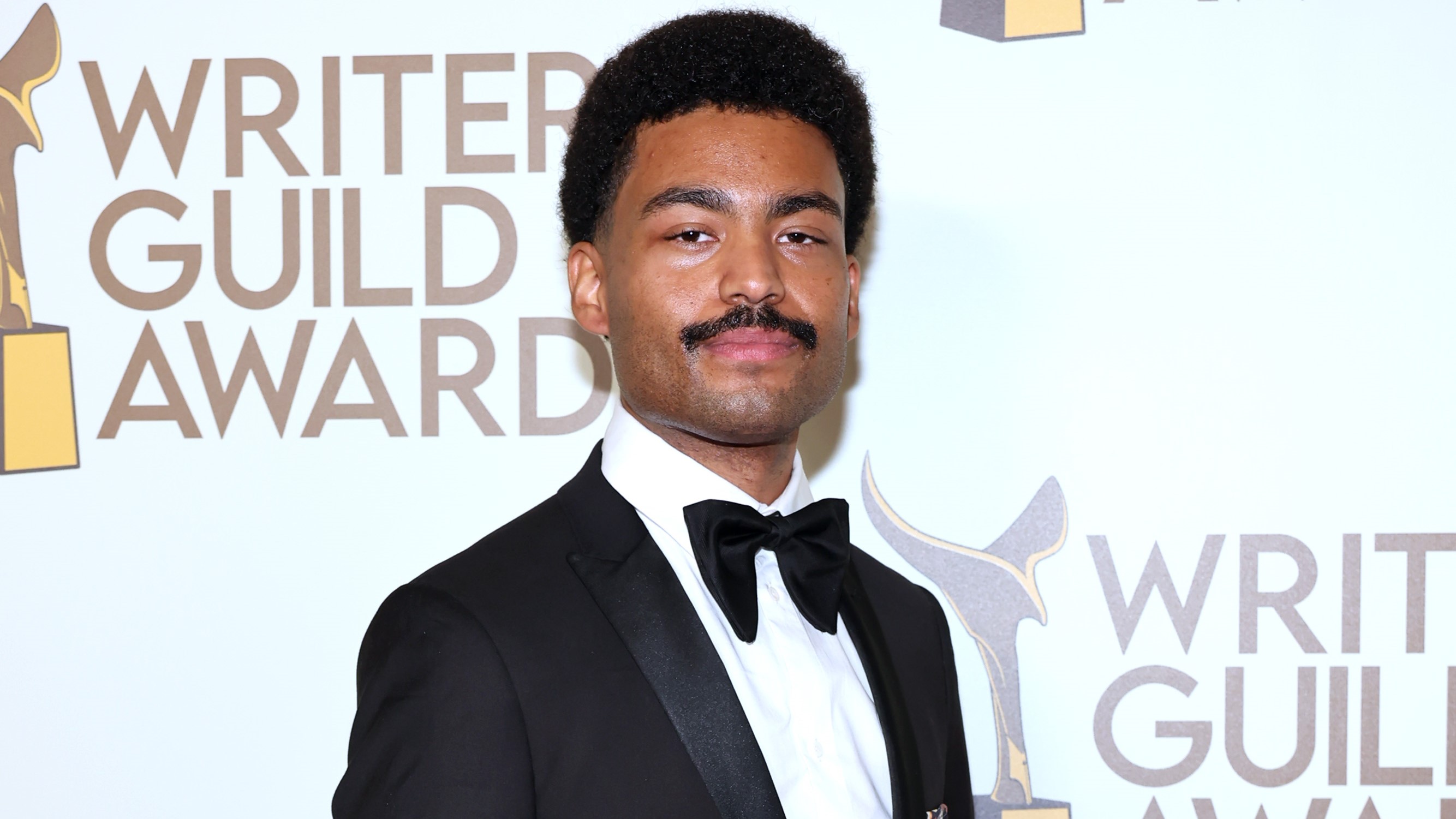 Former 'The Bear' writer handcuffed on train after alleged complaint ...