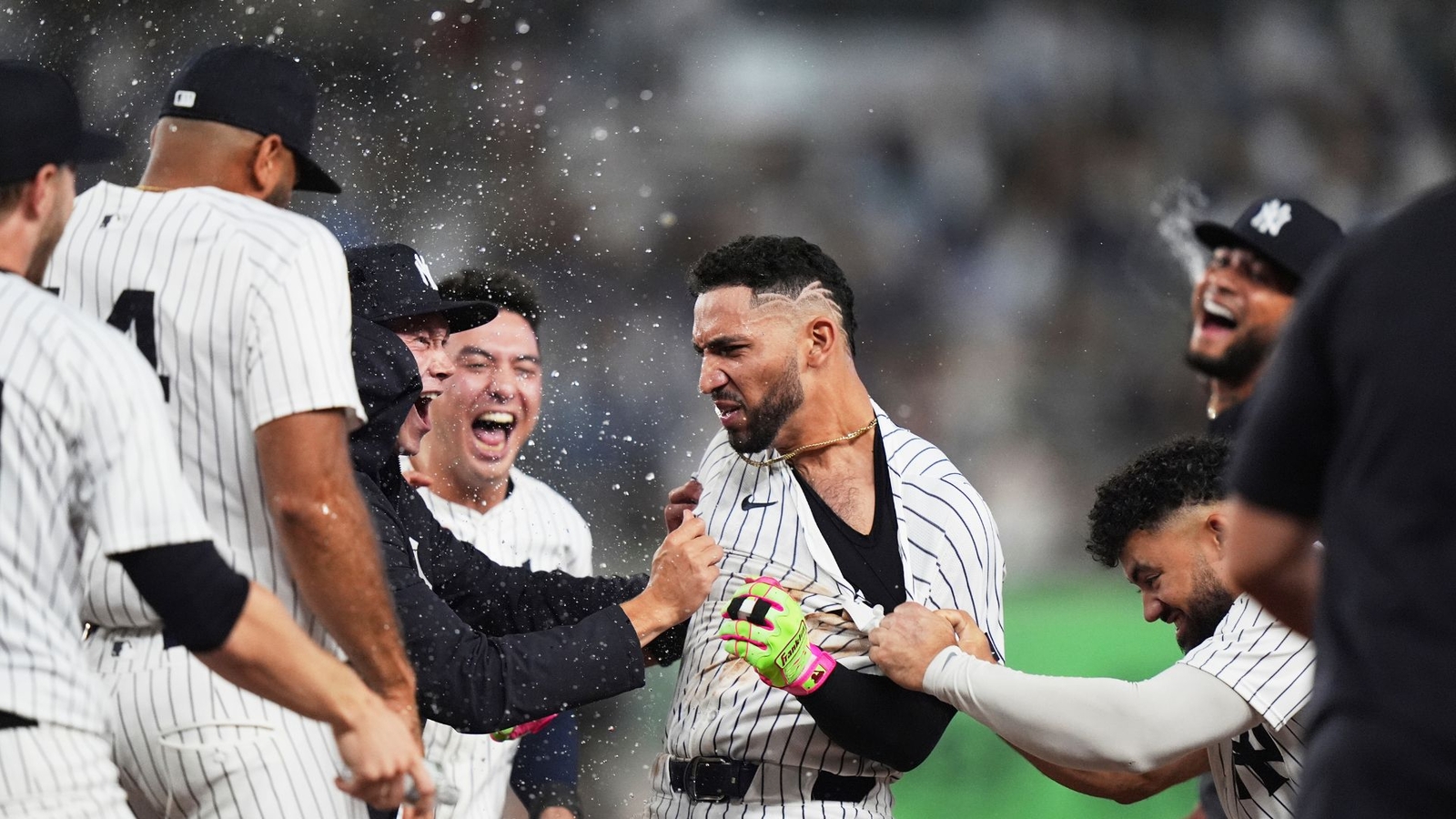 Yankees clinch playoff spot with dramatic walk-off win over the Chicago ...