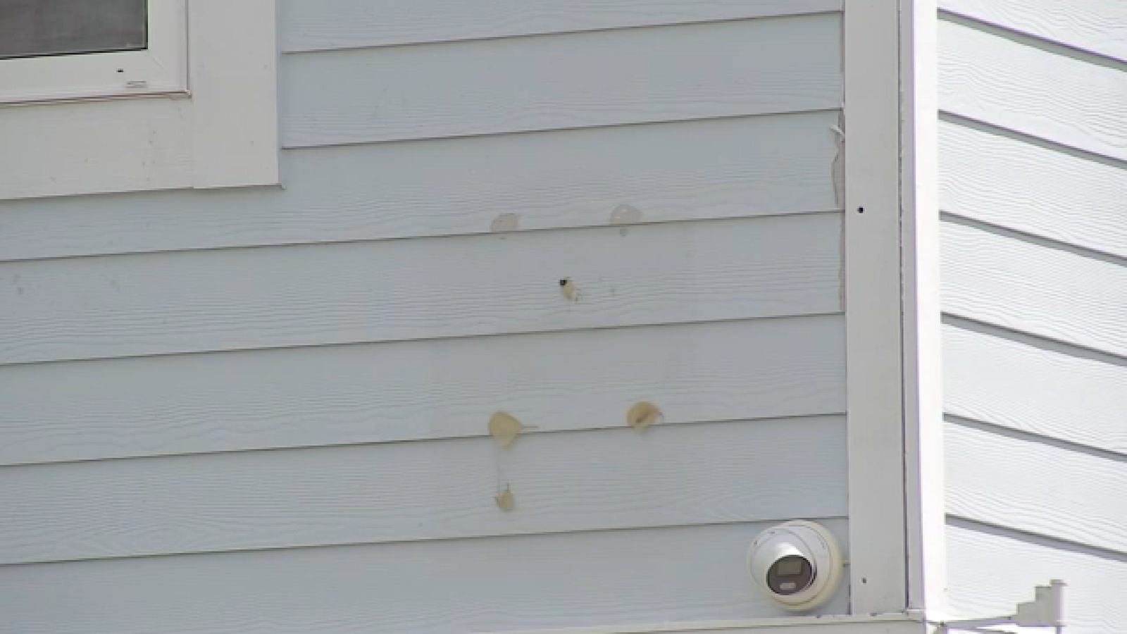 12-year-old girl shot through bedroom window on Hammerly Boulevard in ...