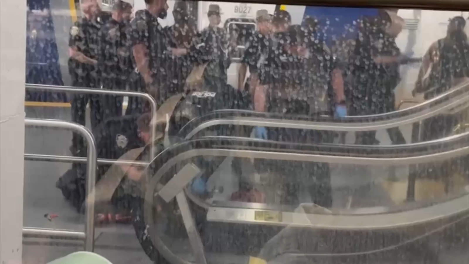 Police-involved shooting: Off-duty NYPD officer shoots man during ...