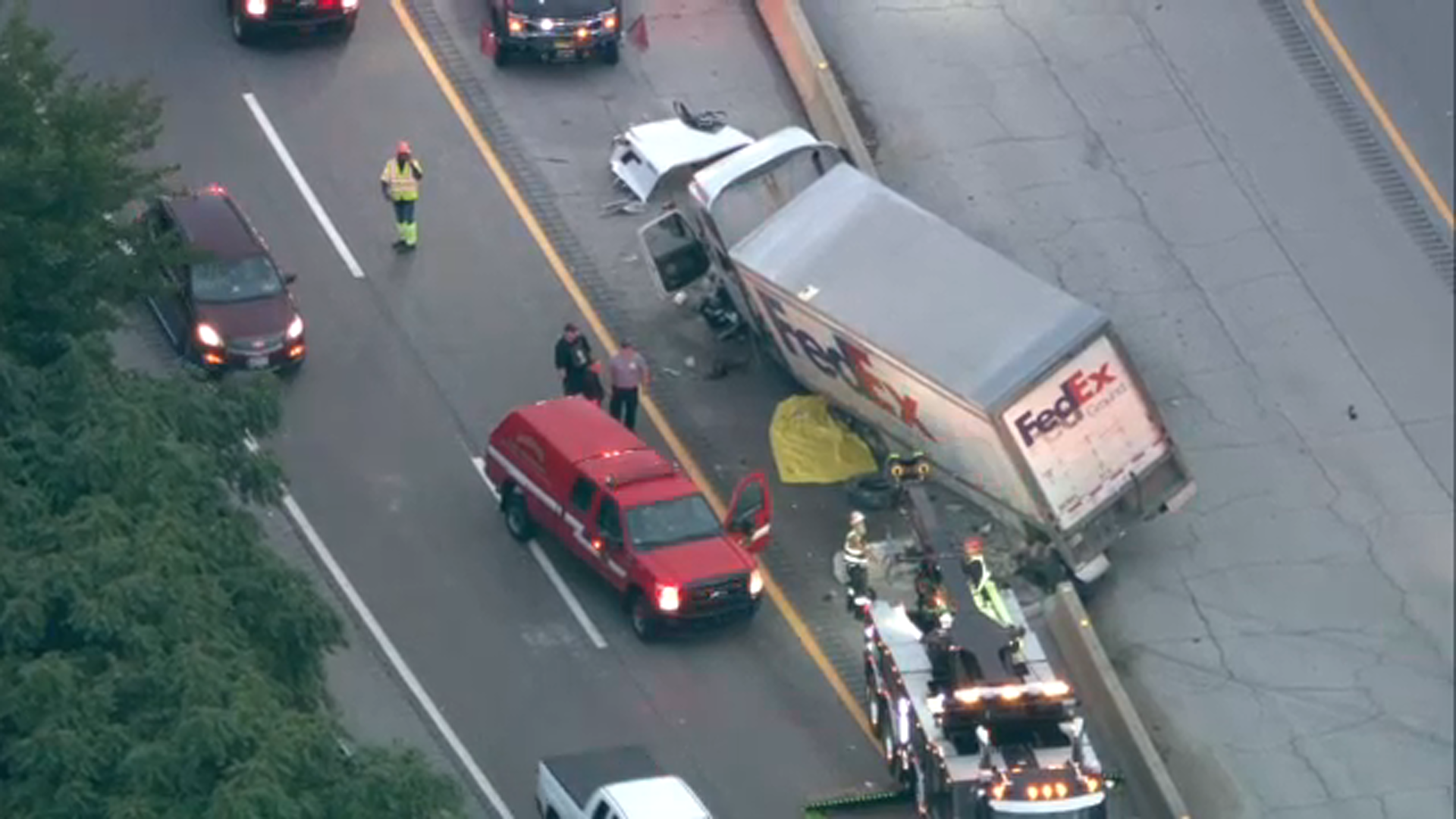 No injuries in fiery crash involving FedEx truck on Indiana Toll Road ...