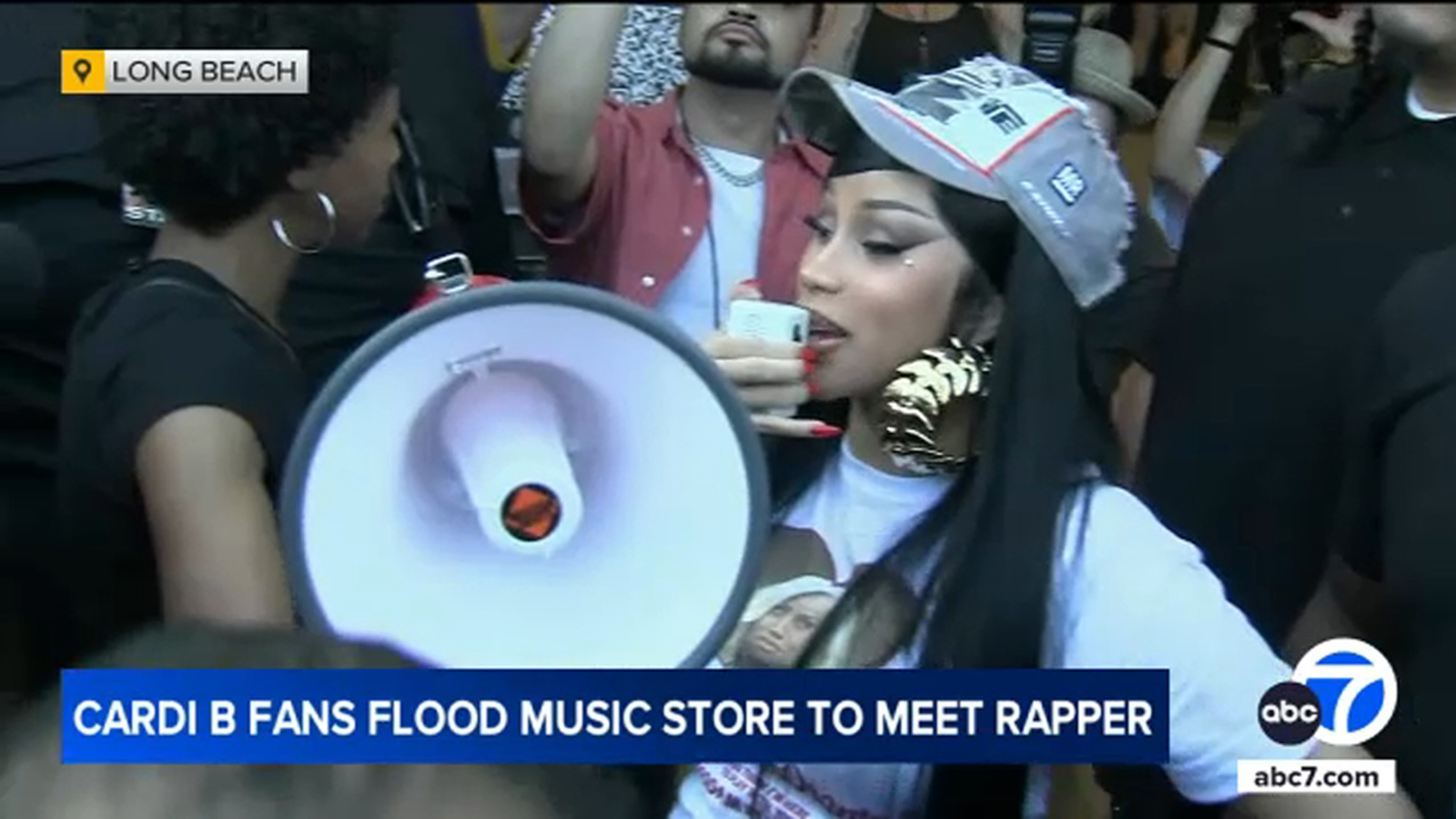 Cardi B fans head to Long Beach for viral meet-and-greet event - ABC7 ...