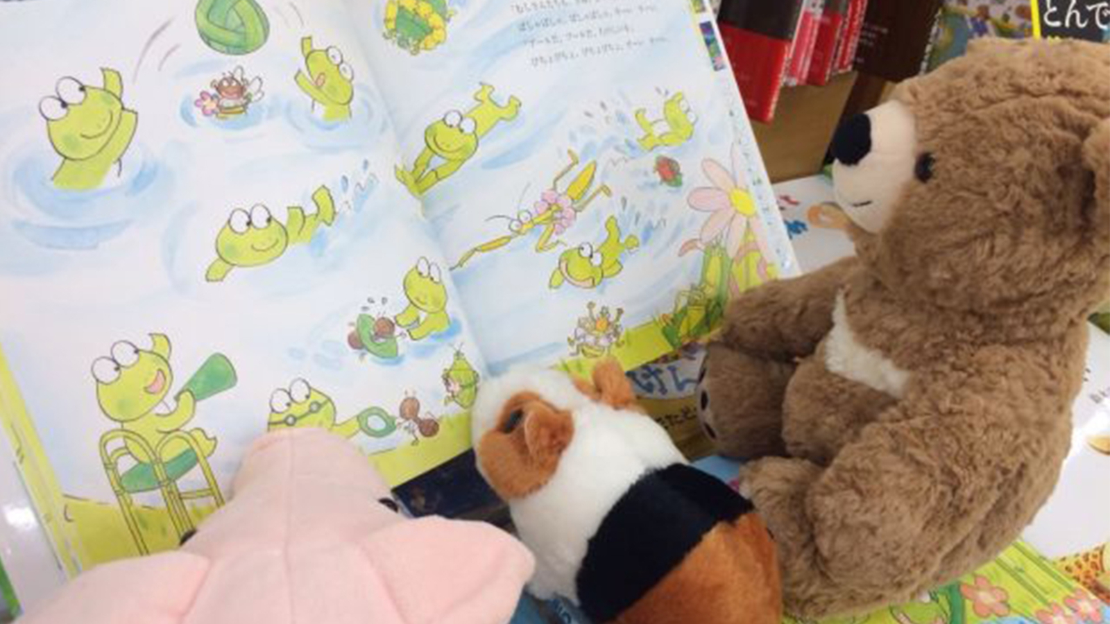Libraries are hosting 'stuffed animal sleepovers' to encourage kids to ...