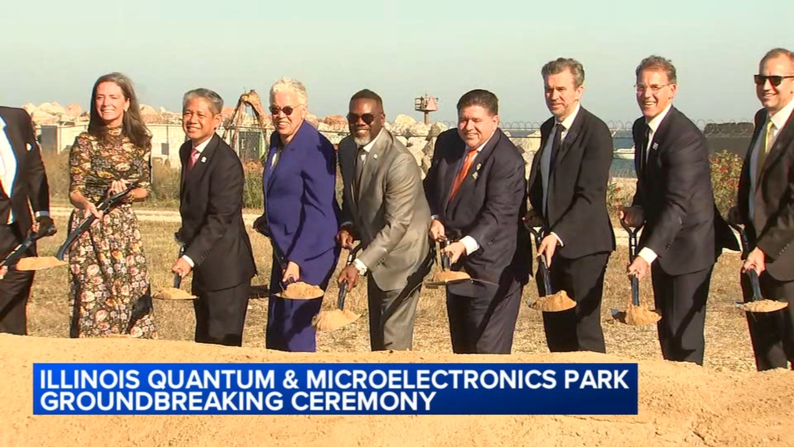 Gov. JB Pritzker, Chicago Mayor Brandon Johnson attend Illinois Quantum ...