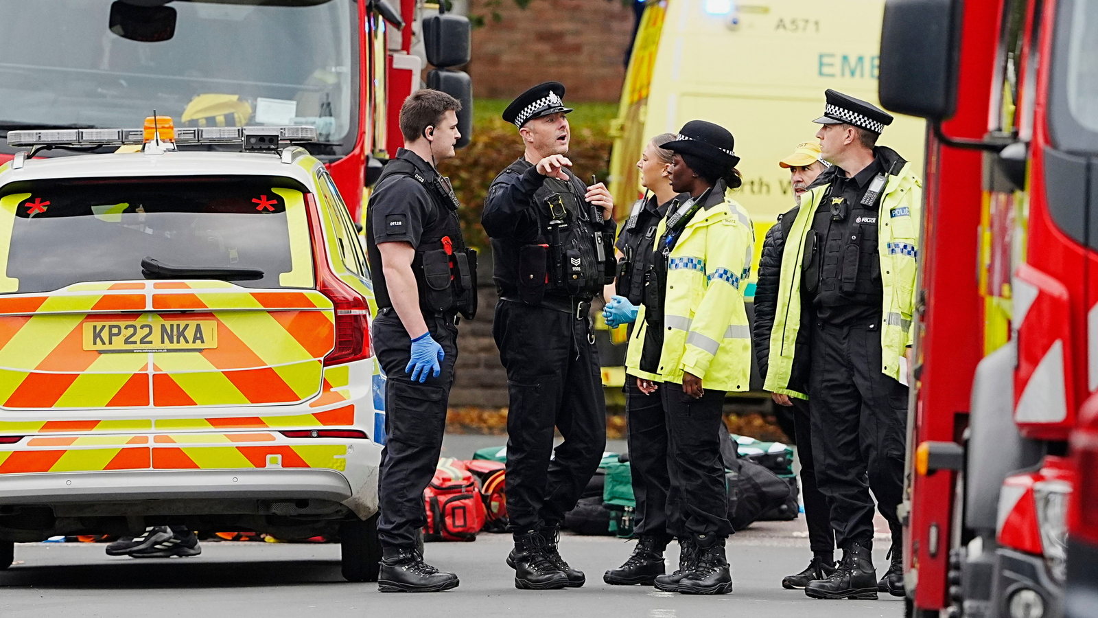 UK synagogue stabbing: 2 killed, 4 hurt in terrorist incident; suspect ...