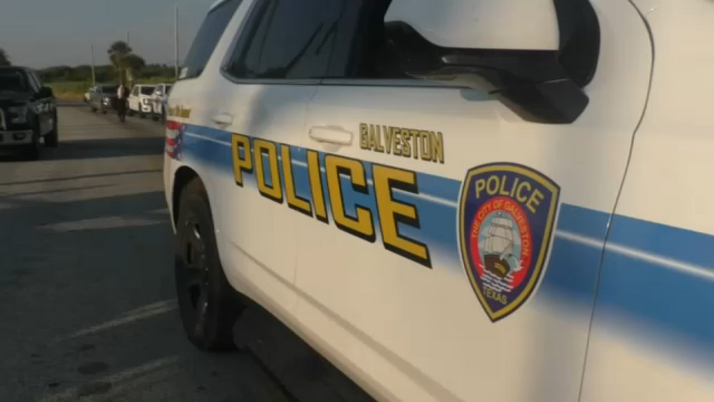 New surveillance video shows deadly police shooting at end of chase in ...