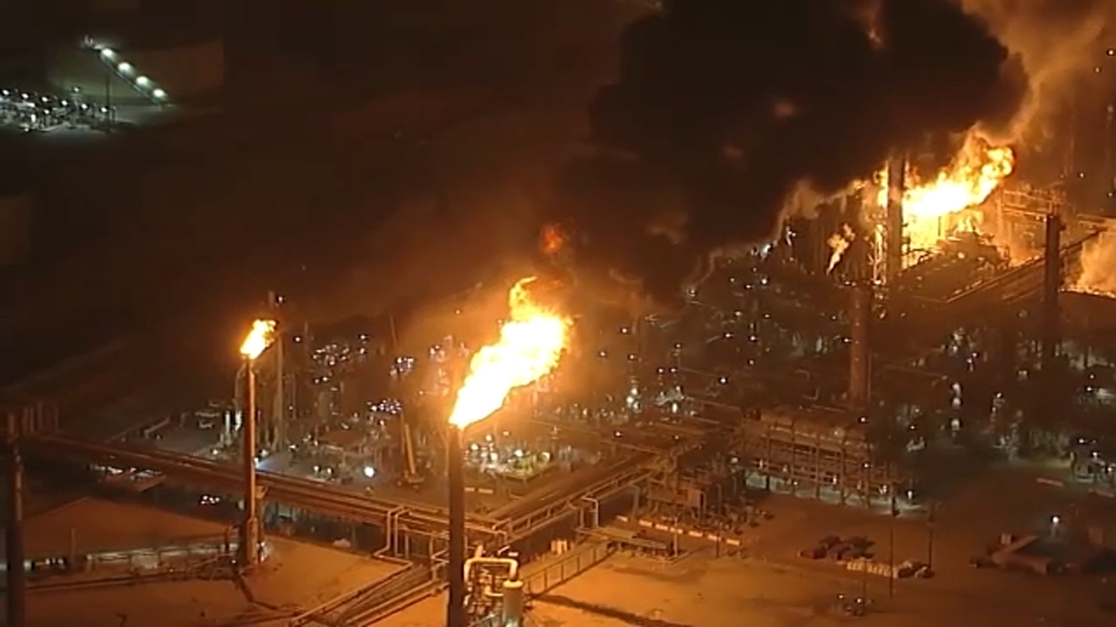 El Segundo Chevron refinery explosion, fire sparks health concerns for ...