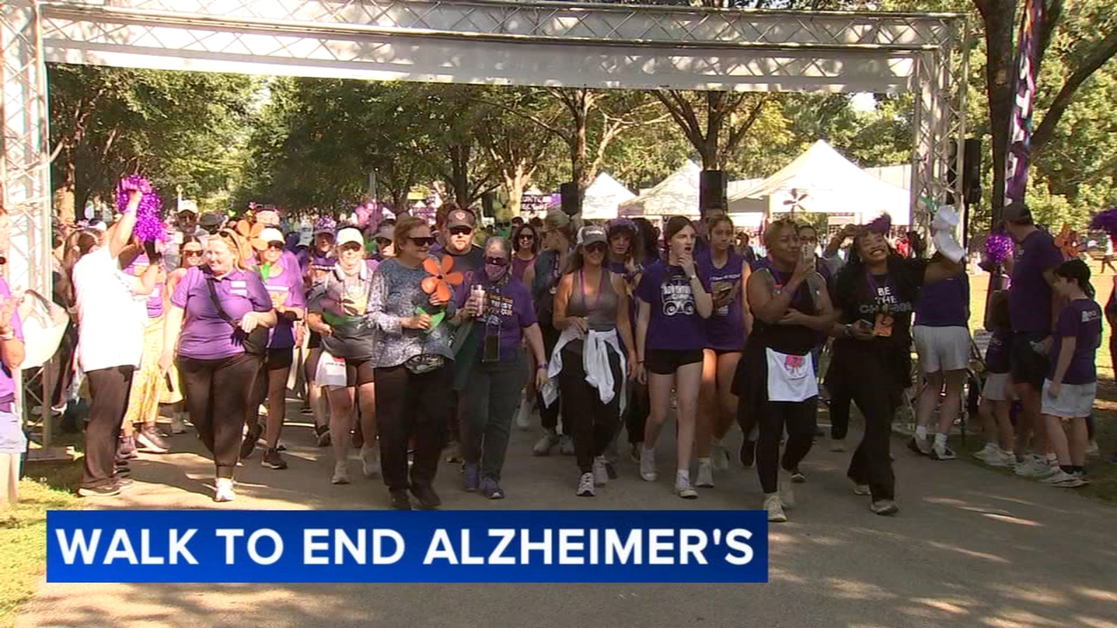 Alzheimer's walk Chicago: Thousands participate in annual Walk to End Alzheimer's disease in ...