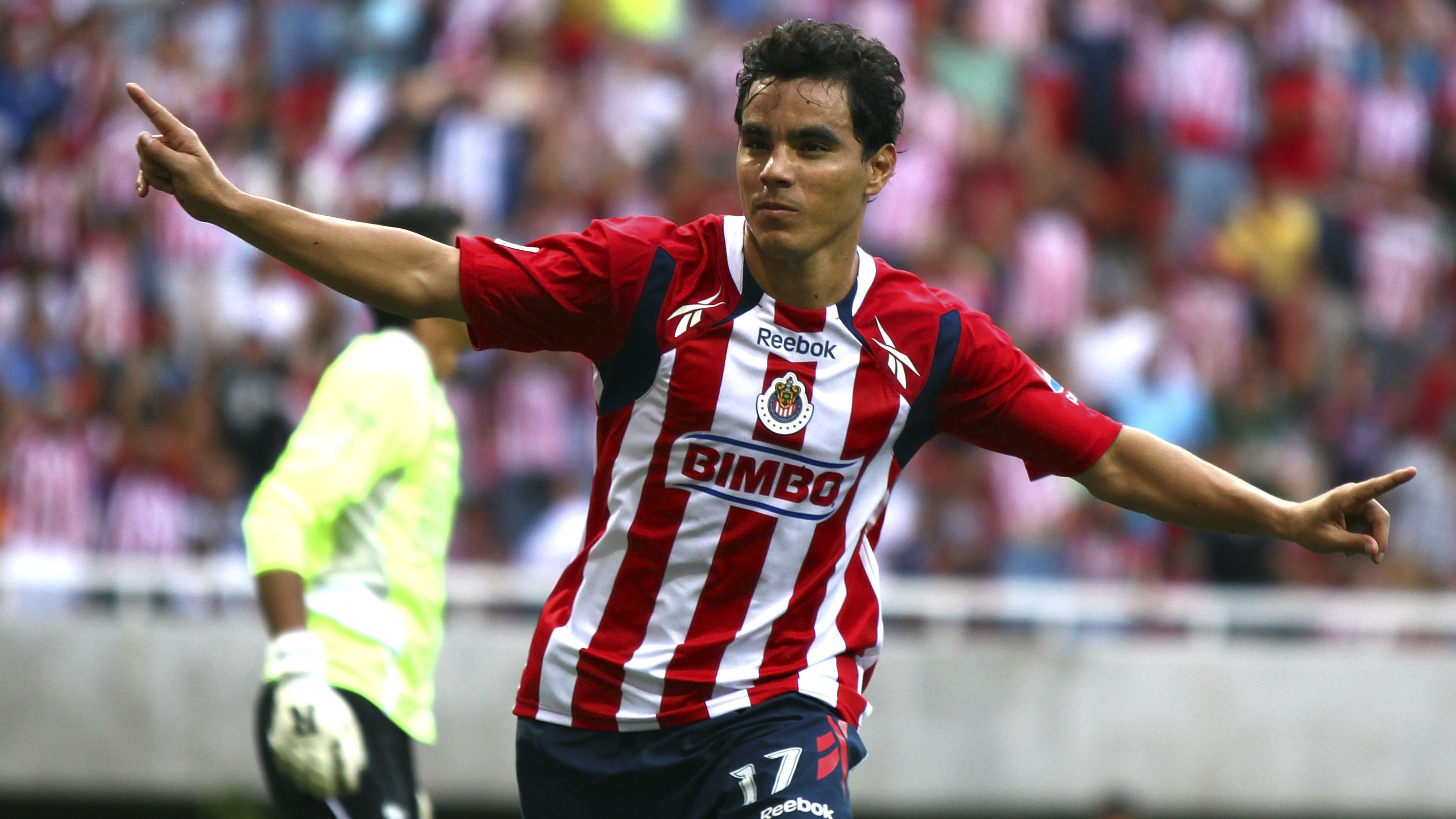 Omar Bravo es arrestado por presunto abuso sexual infantil