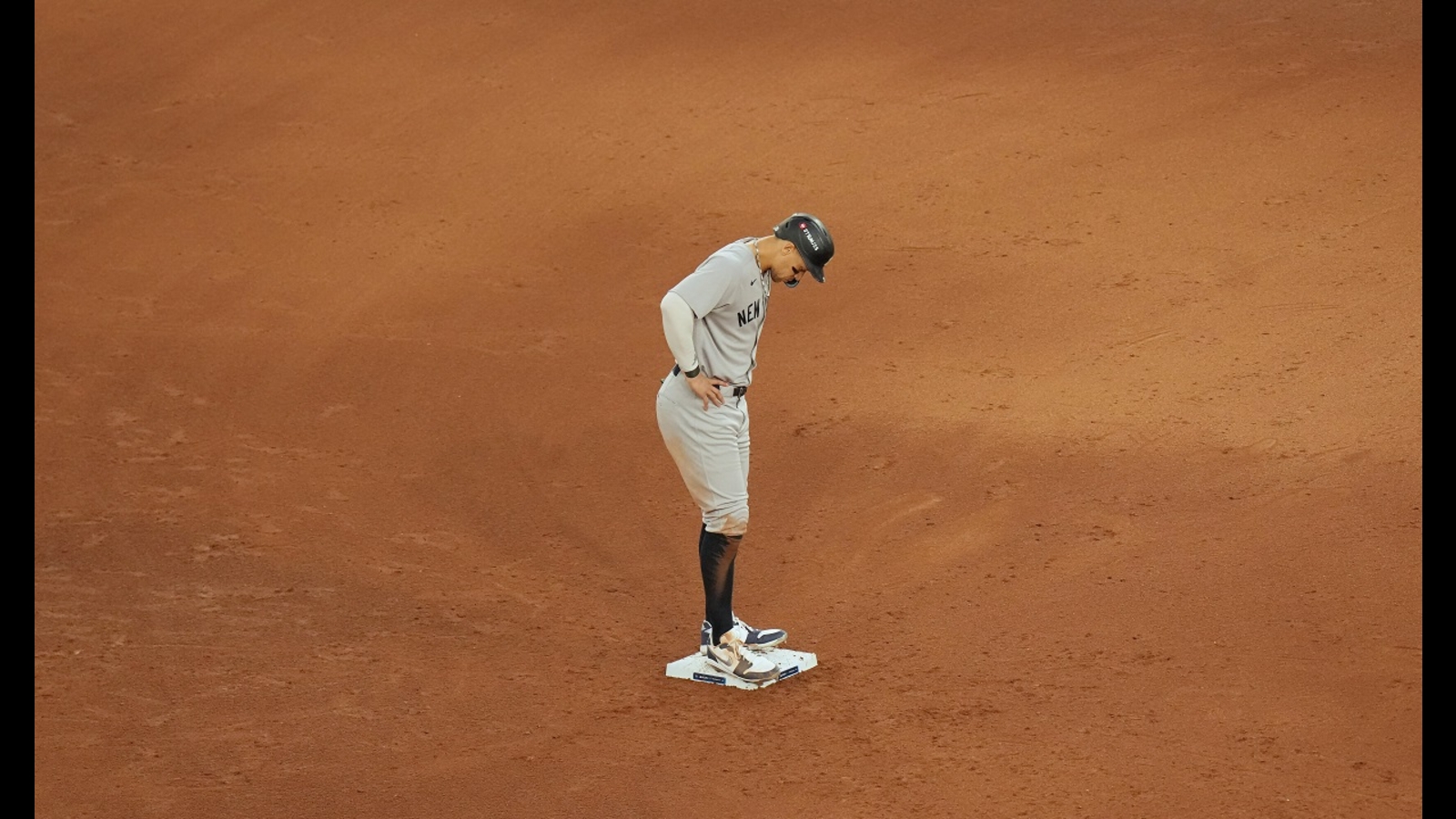 Yankees lose 13-7 to Blue Jays in Game 2 of ALDS, now facing ...