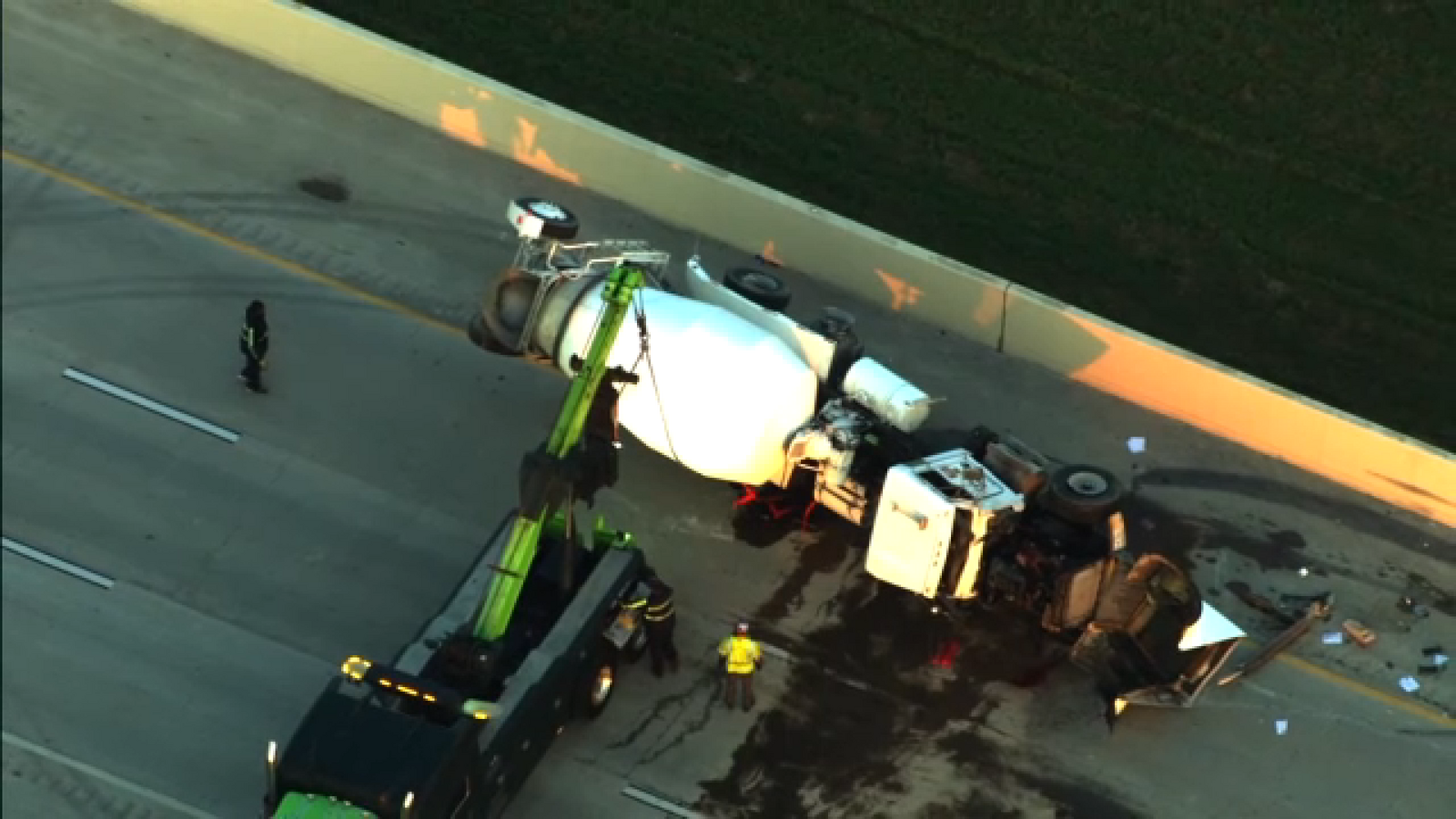 Southwest Freeway NB lanes at FM 360 reopened after Rosenberg police ...