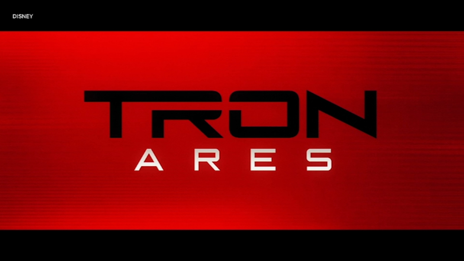 Humans, AI encounter each other for the first time in 'Tron: Ares ...