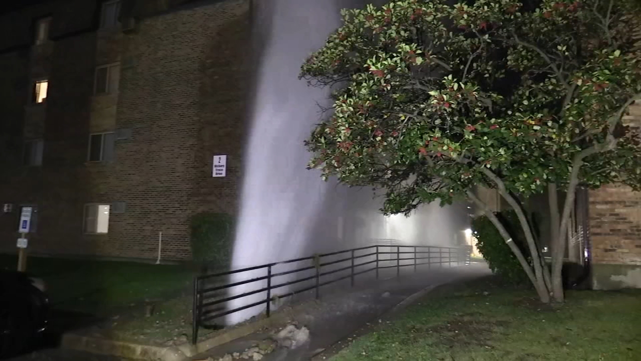 Justice, IL water main break causes flooding at Sun Set Lake apartment ...