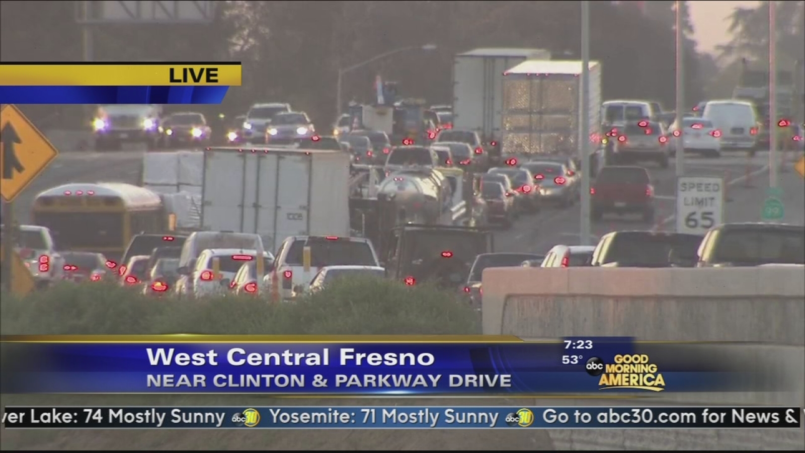 Multiple vehicle crash causing major delays on SB HWY 99 in Fresno ...