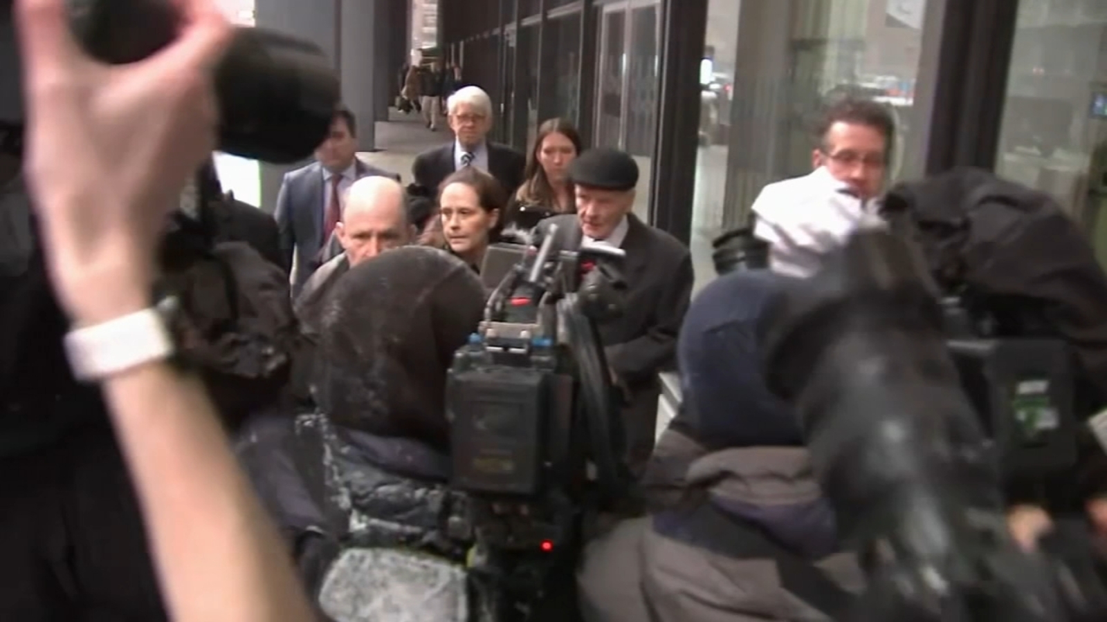 Michael Madigan sentence: Former Illinois House speaker reports to ...