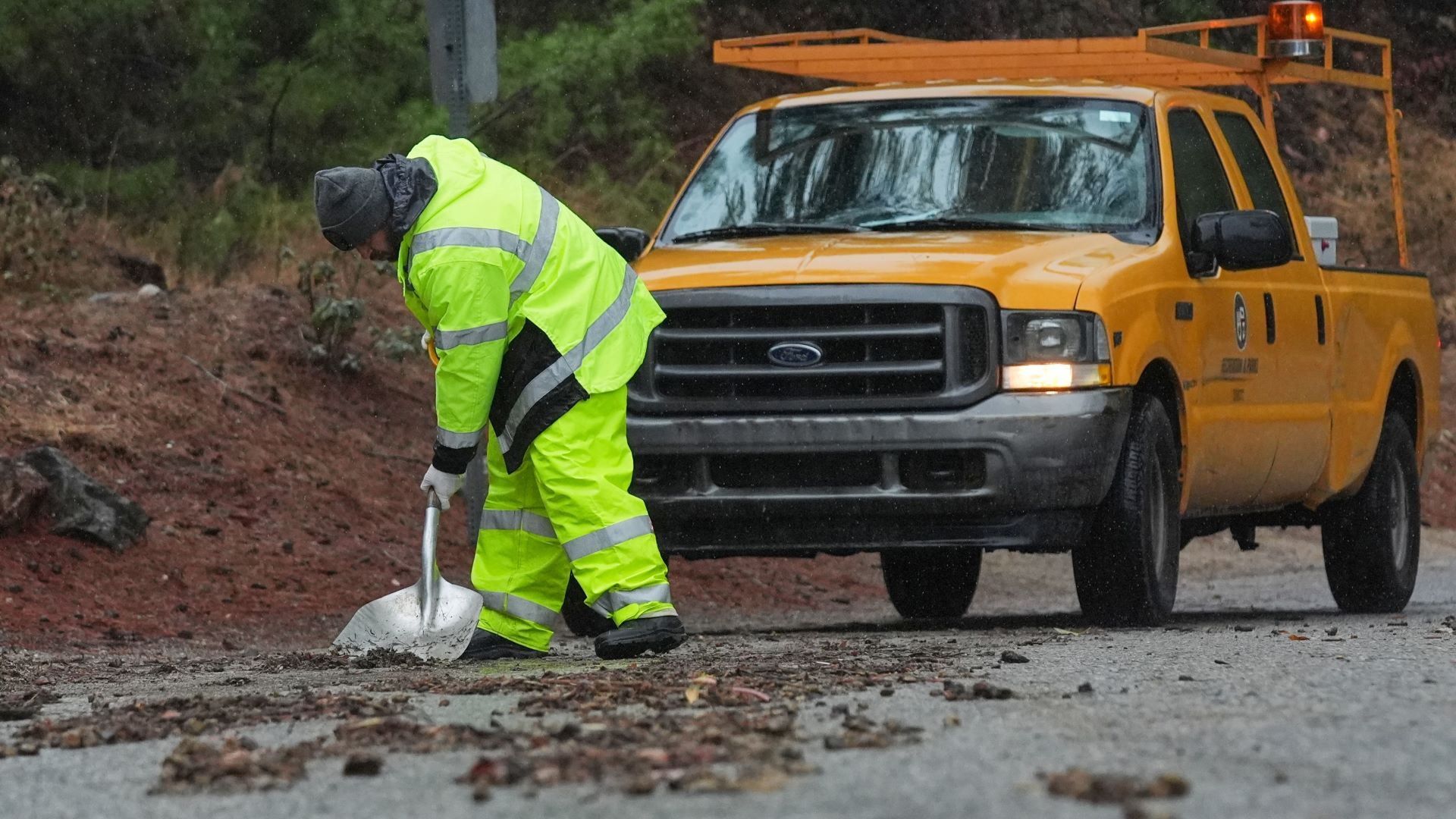 Eyewitness News at 11pm - October 14, 2025 - ABC7 Los Angeles