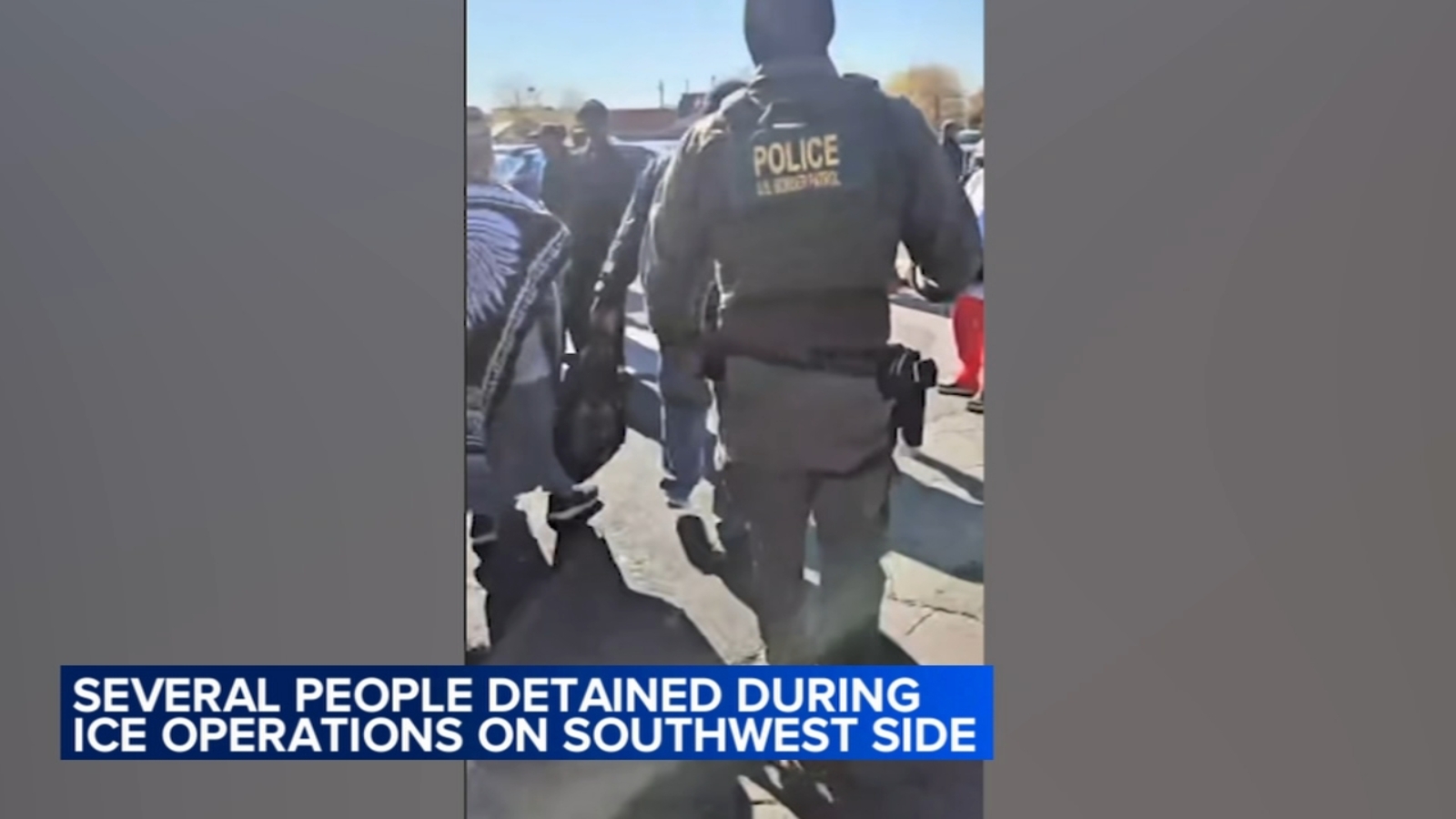 Chicago ICE activity: Federal agents swarm Back of the Yards flea ...