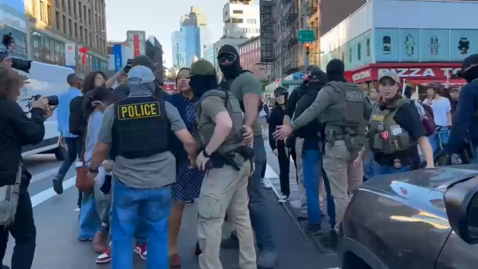 ICE, DEA, DHS, CBP,FBI crackdown on Canal Street in NYC's Chinatown neighborhood, targeting ...