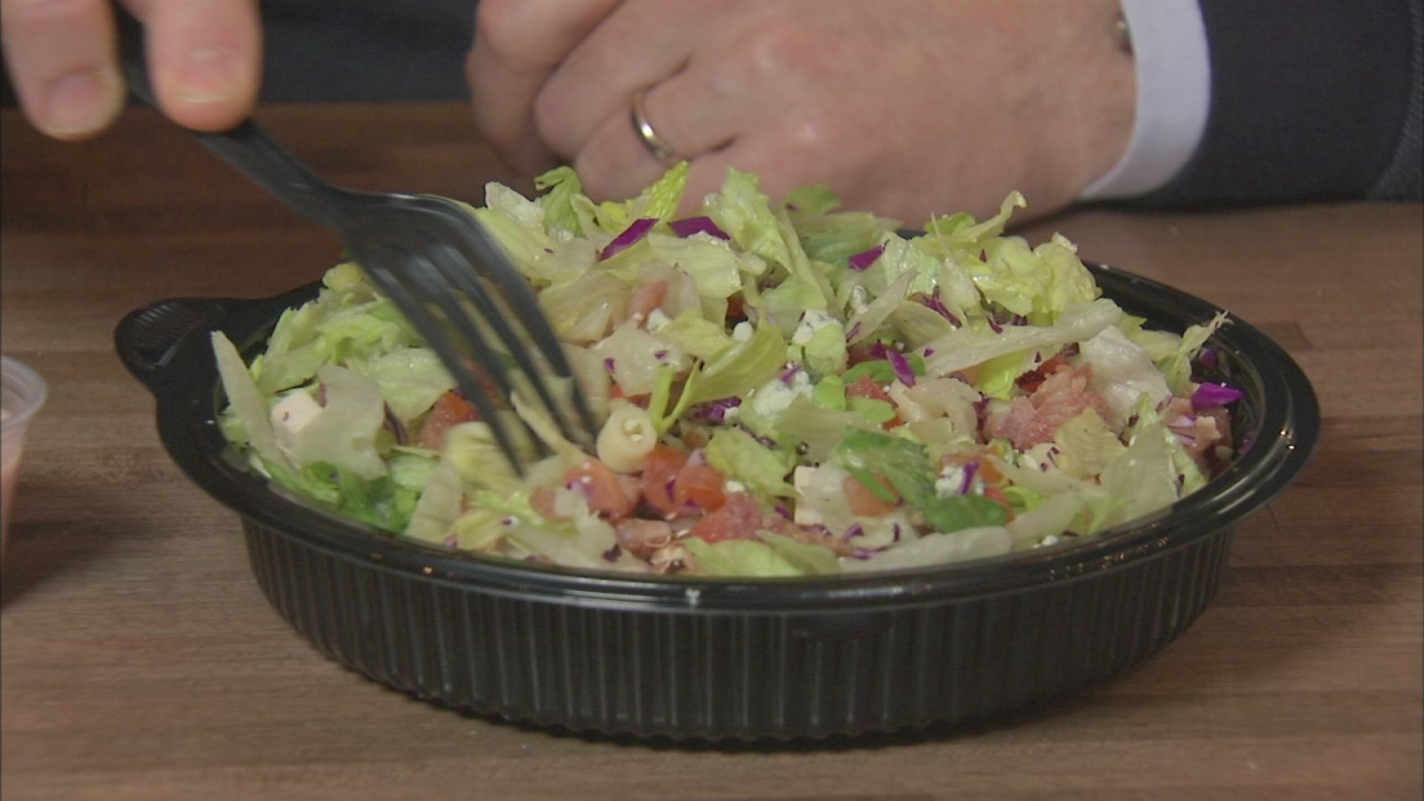 Extra Course: Beef Shack's chopped salad - ABC7 Chicago