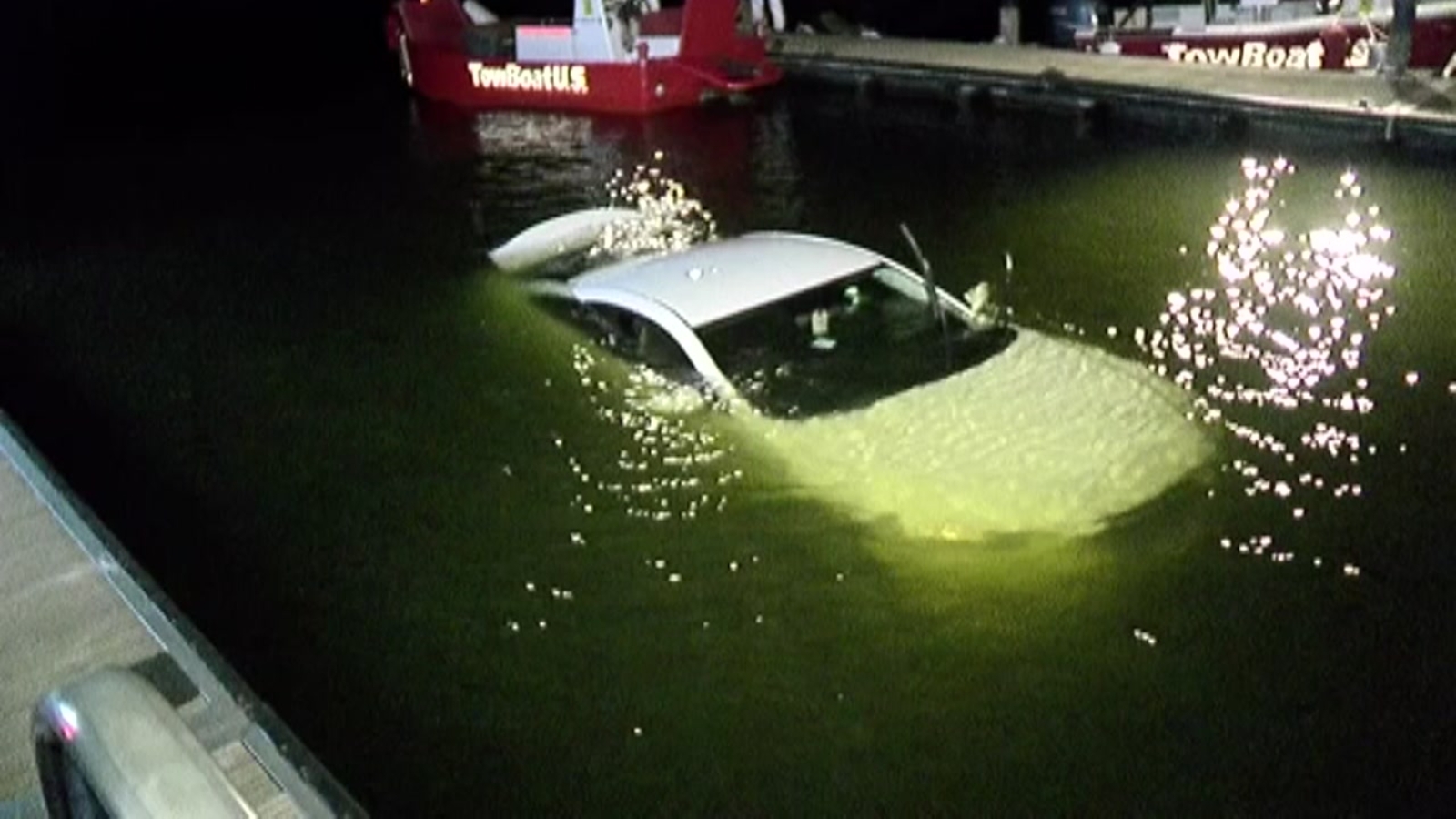 Teens accidentally sink car in Lake Conroe - ABC13 Houston