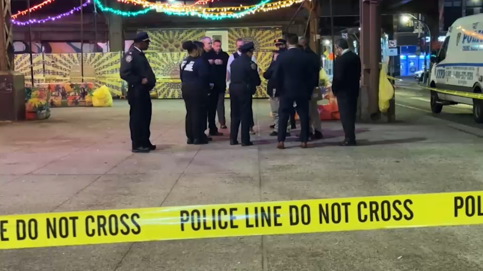 Plaza cleaner finds woman's body inside plastic bag in East Harlem ...