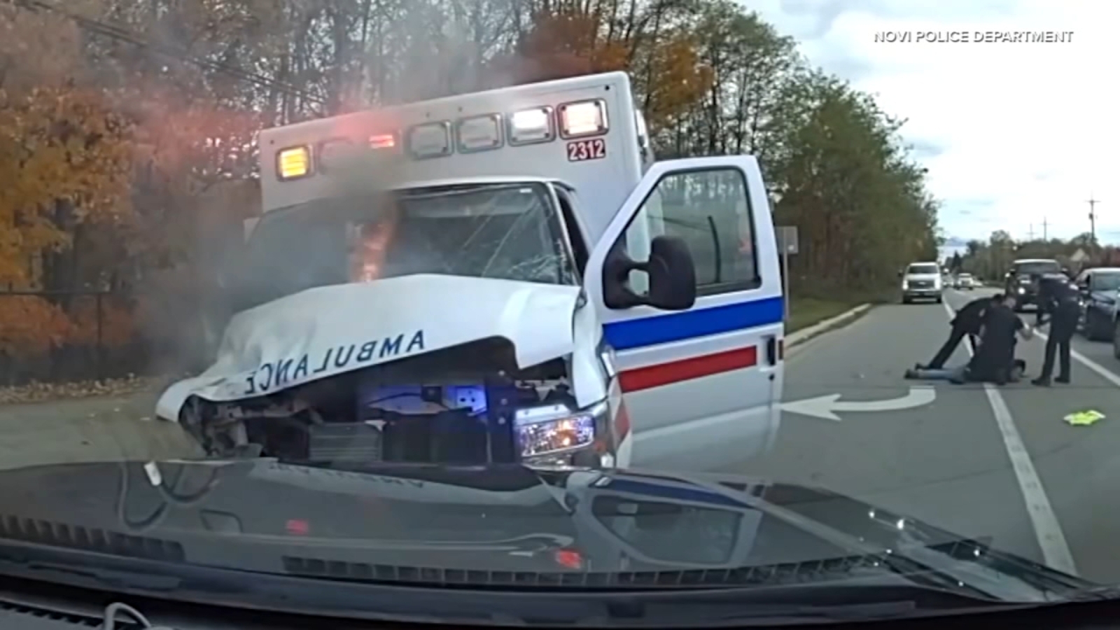 Dashcam video shows suspect Changlin Li steal ambulance as paramedic treats patient, Novi ...