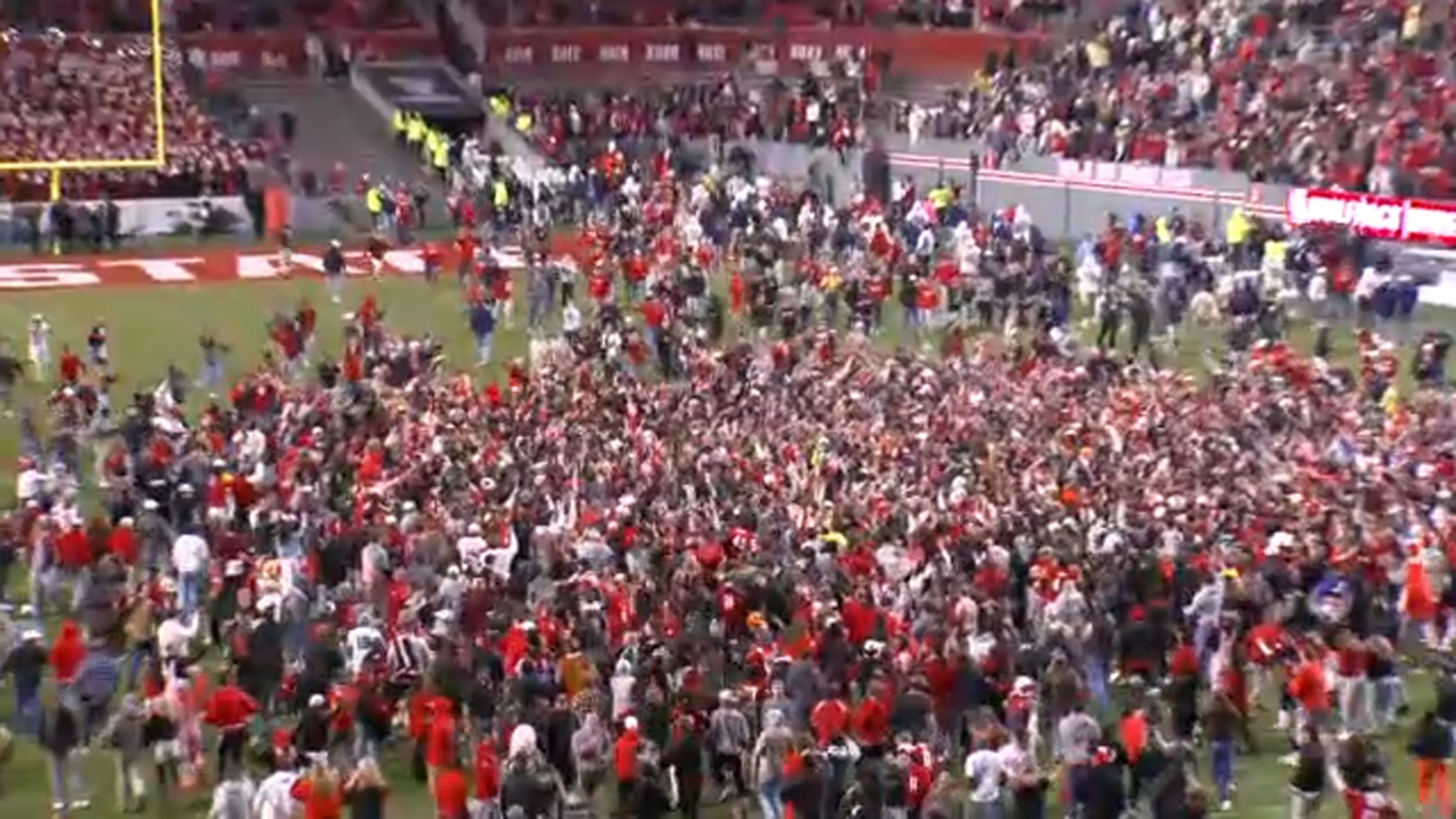 NC State football pulls off the upset, Wolfpack beats Georgia Tech ...