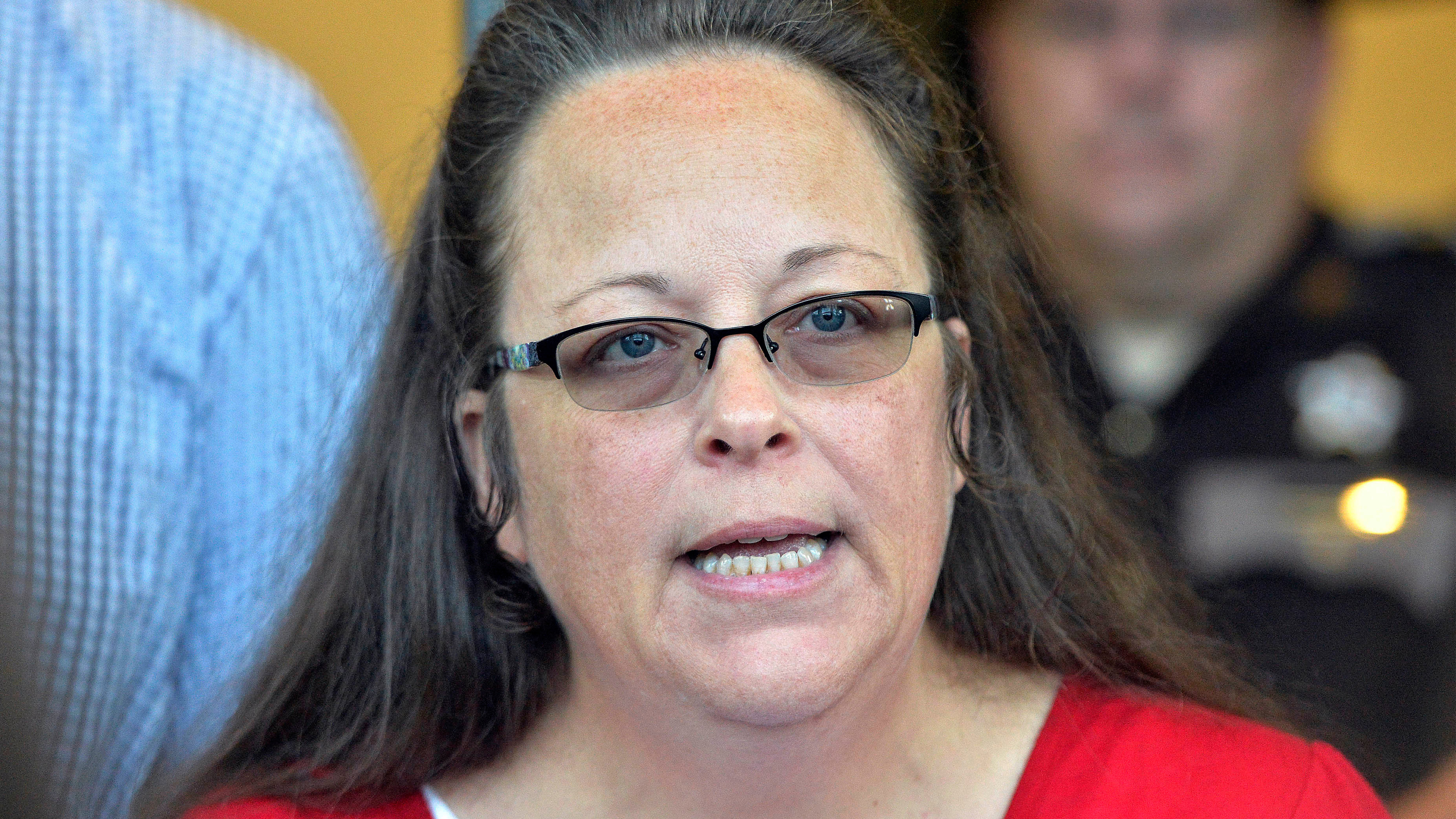 Supreme Court considers Kim Davis petition to overturn same-sex marriage ruling - ABC13 Houston