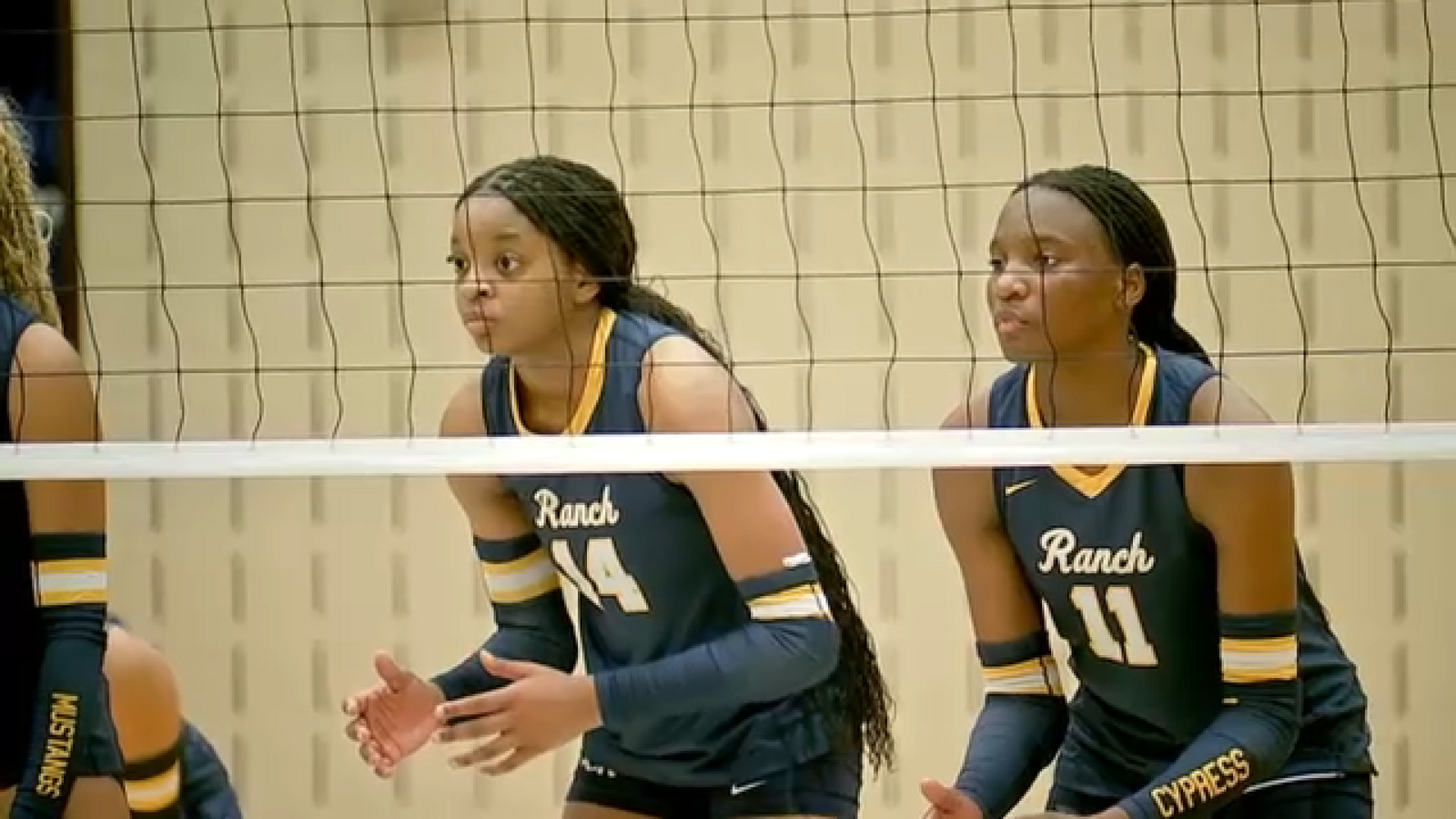 ABC13 Athlete of the Week: Cy Ranch High School's Zora and Sade Bello ...